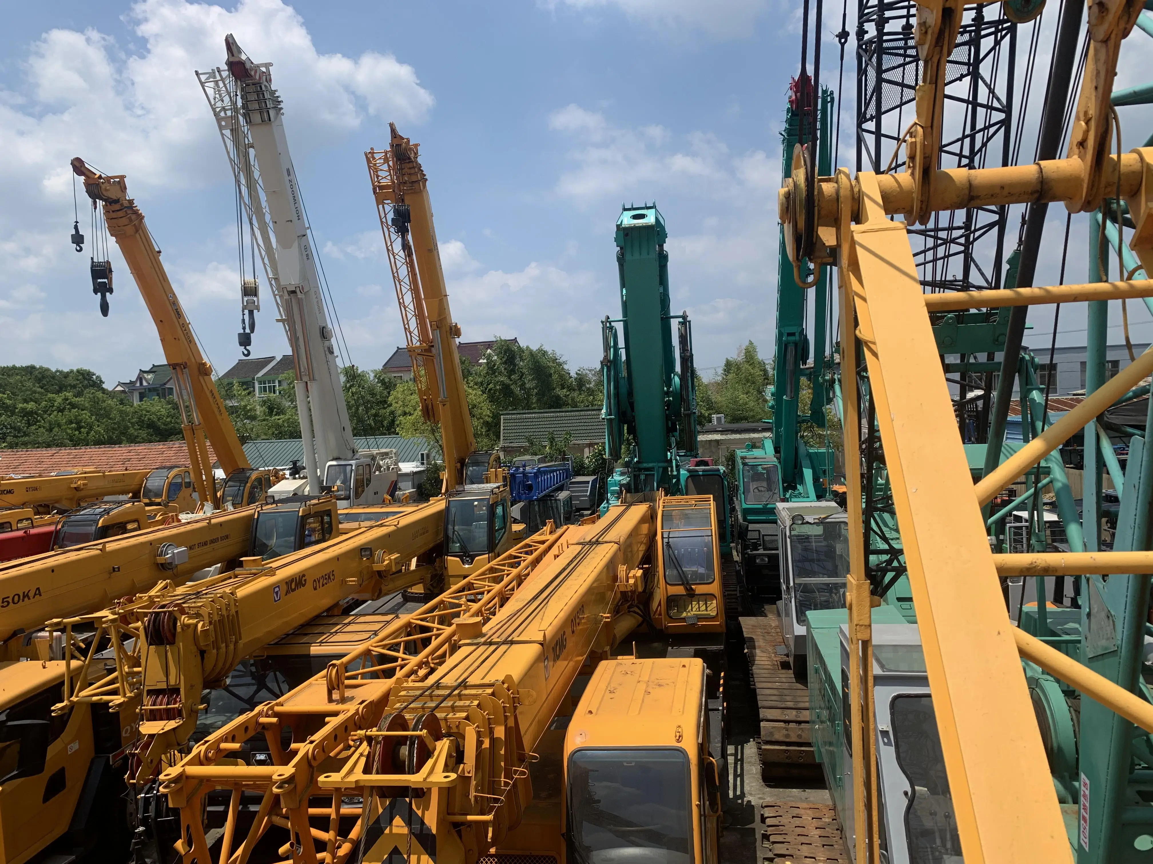 Fantuzzi Stacker Frontal Crane CS45K - 45T Lifting Capacity