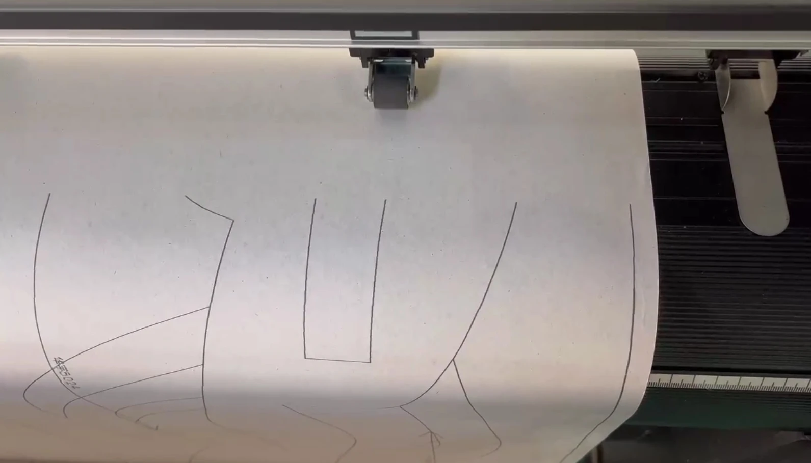 Alibaba.com: Factory Direct Inkjet CAD Garment Plotter for Apparel ...