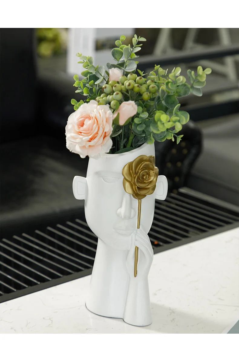 Modern Home Decoration Sculptures & Figurines for Living Room
