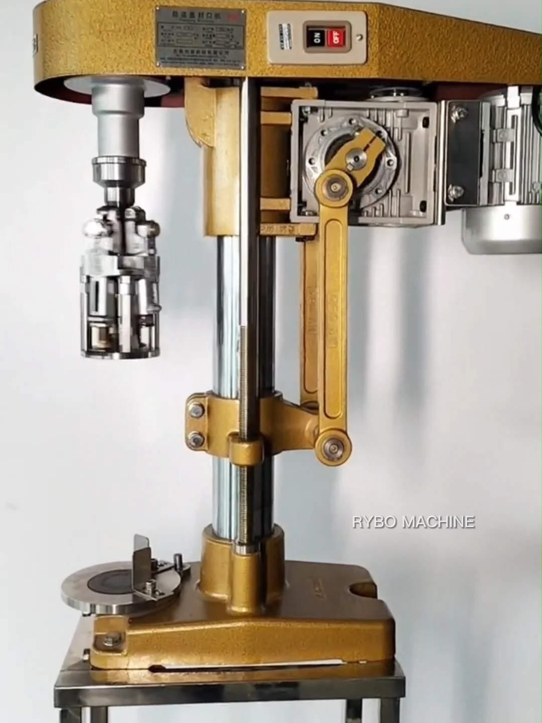 Low Price Small Manual Cheap Semi Automatic Plastic Glass Wine Bottle Screw Capping Sealing ...