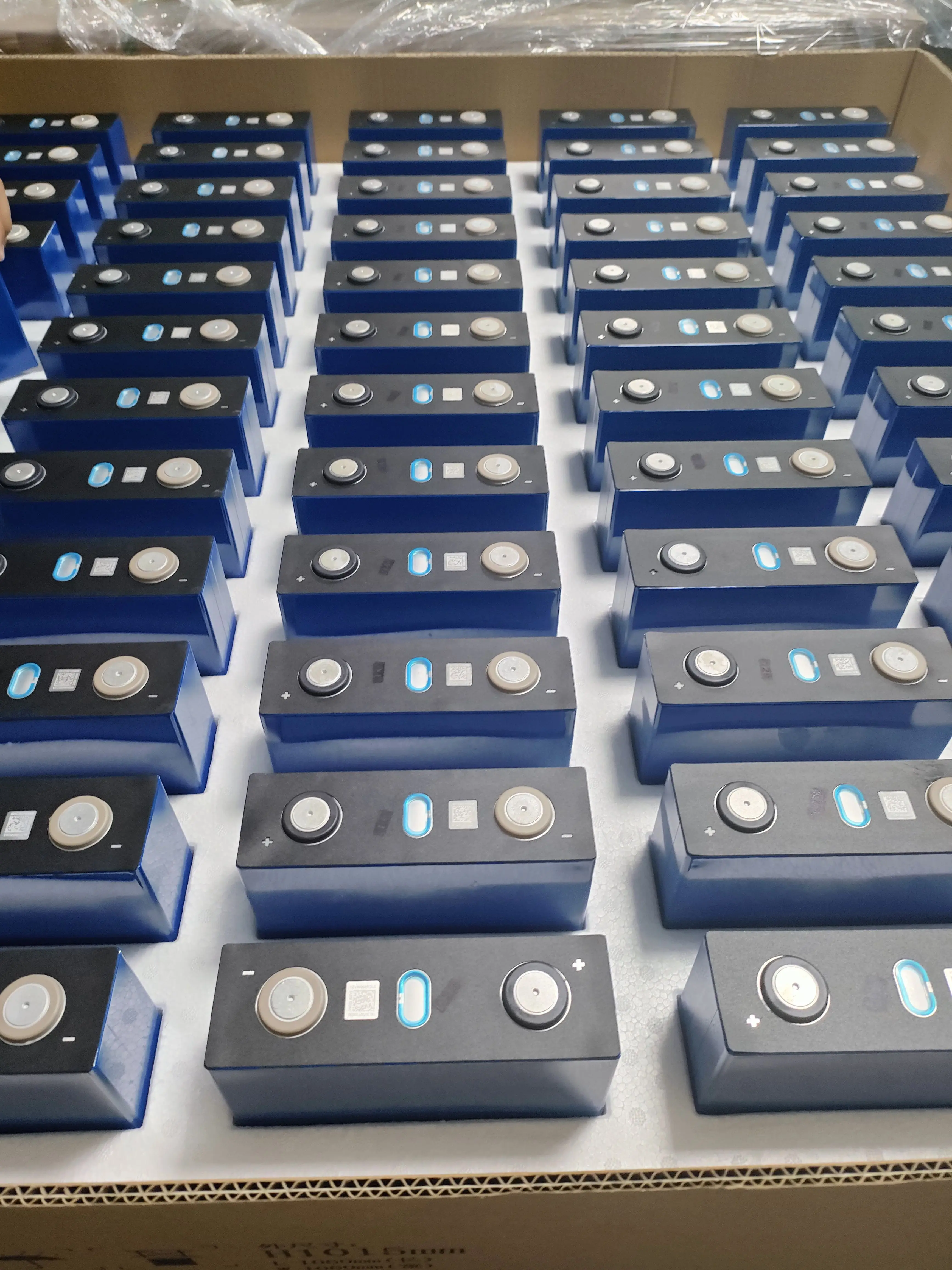 Starmax Catl100ah 202ah EV LF280K 6000 Cycles Lifepo4 Battery