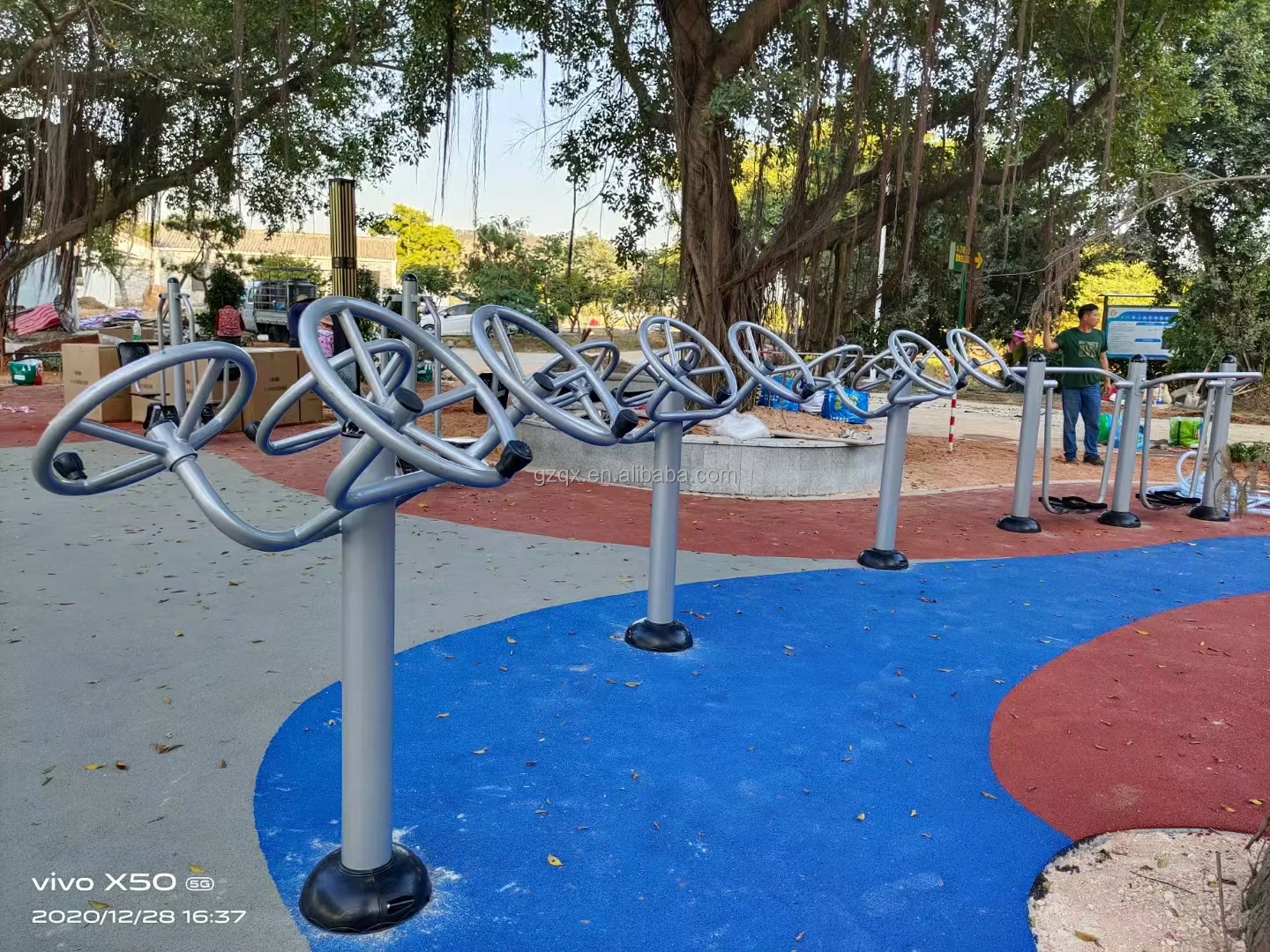 Outdoor Fitness Equipment - Durable and Versatile Solutions