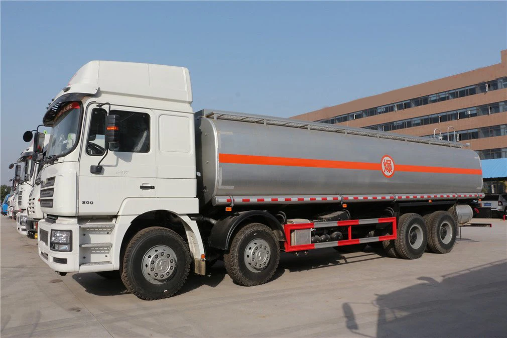 Heavy Duty 8x4 Oil Lorry Truck for Sale - 345HP & 400L Fuel Tanker