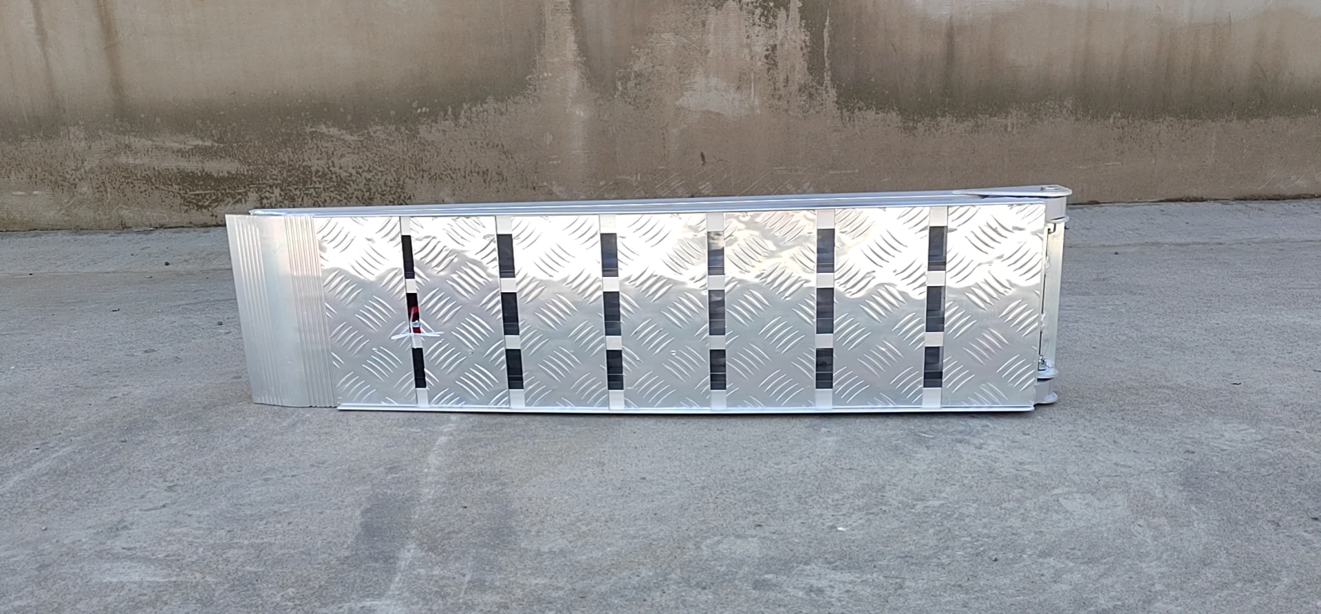 Aluminum Folding Loading Custom Access Ramp| Alibaba.com