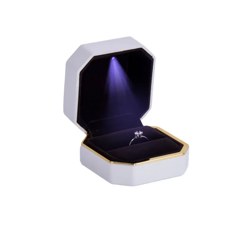 Luxury Velvet Ring Case with LED Light - Perfect for Proposals