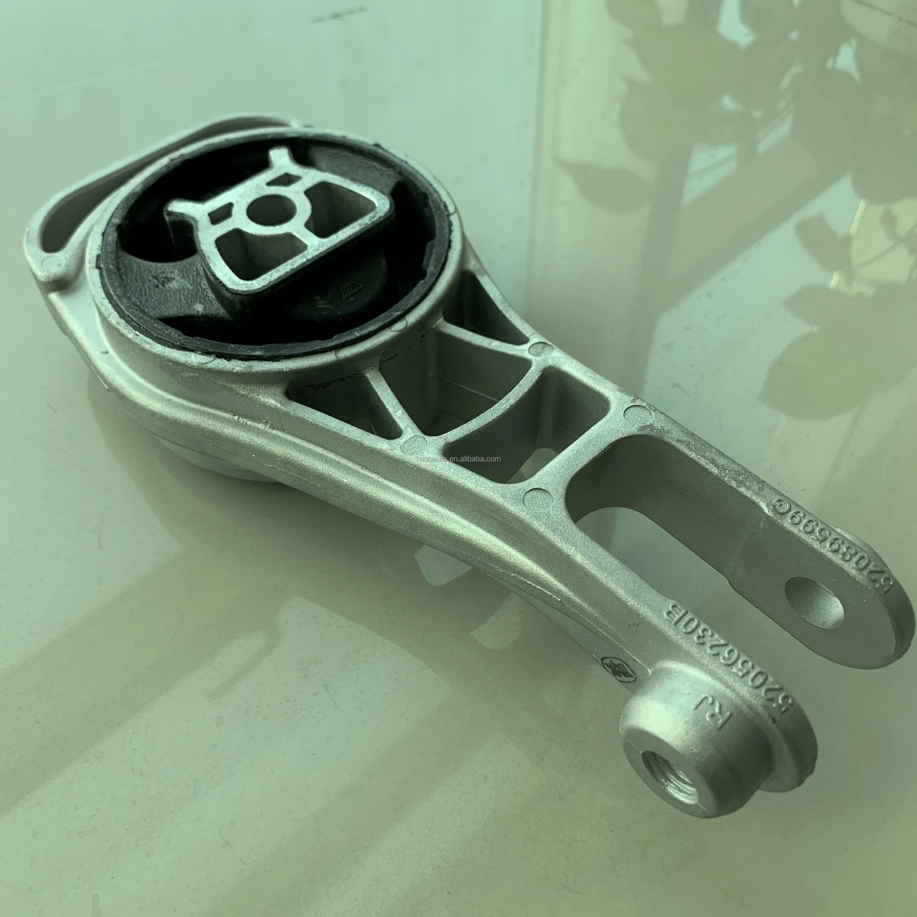 95493721 ENGINE MOUNT for CHEVROLET Sonic - Durable & Reliable