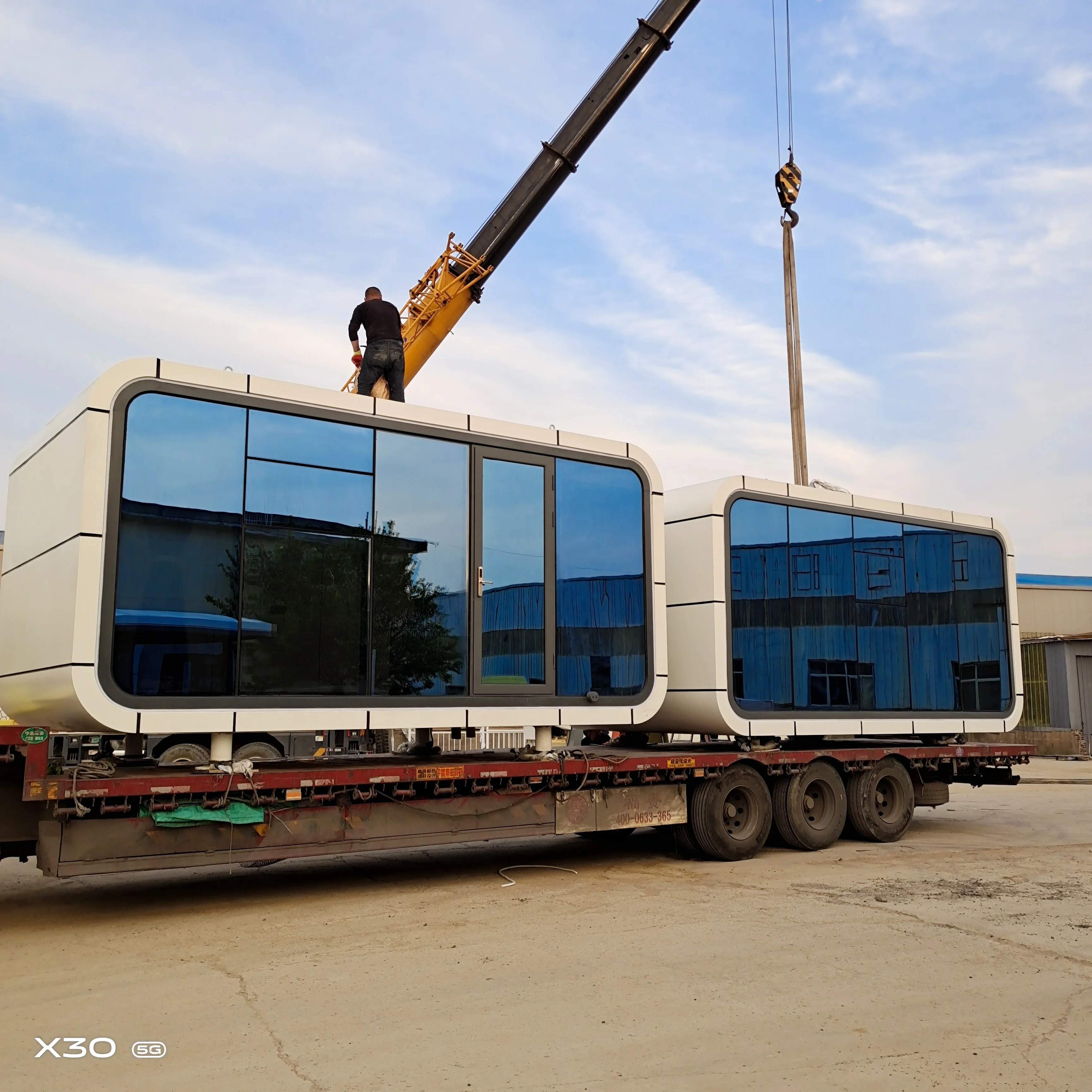 Custom 20ft & 40ft Prefab Tiny Luxury Modular Homes for Canada - Eco ...