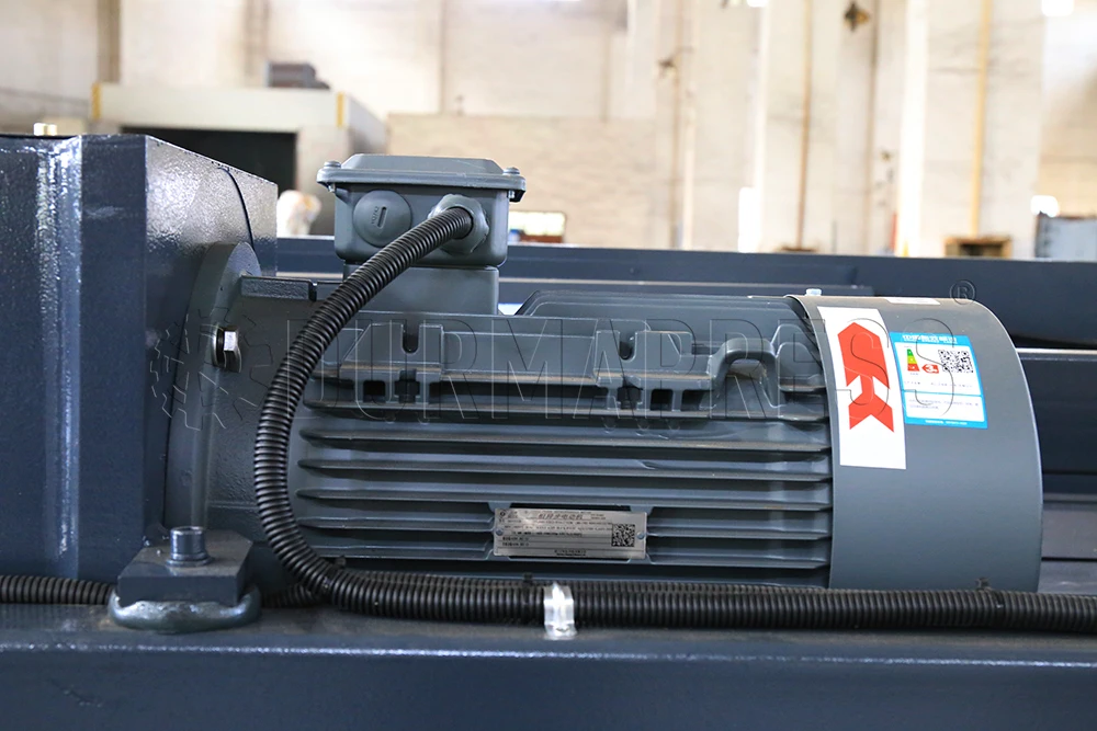 Delem Dac 360t Controller Qc11k 8 X 2500mm Cnc Shearing Machine Sheet Metal Hydraulic Cnc ...