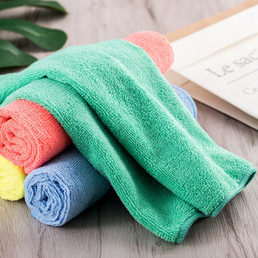 Multiple Colors Microfiber Cleaning Cloths for Cars & Kitchens