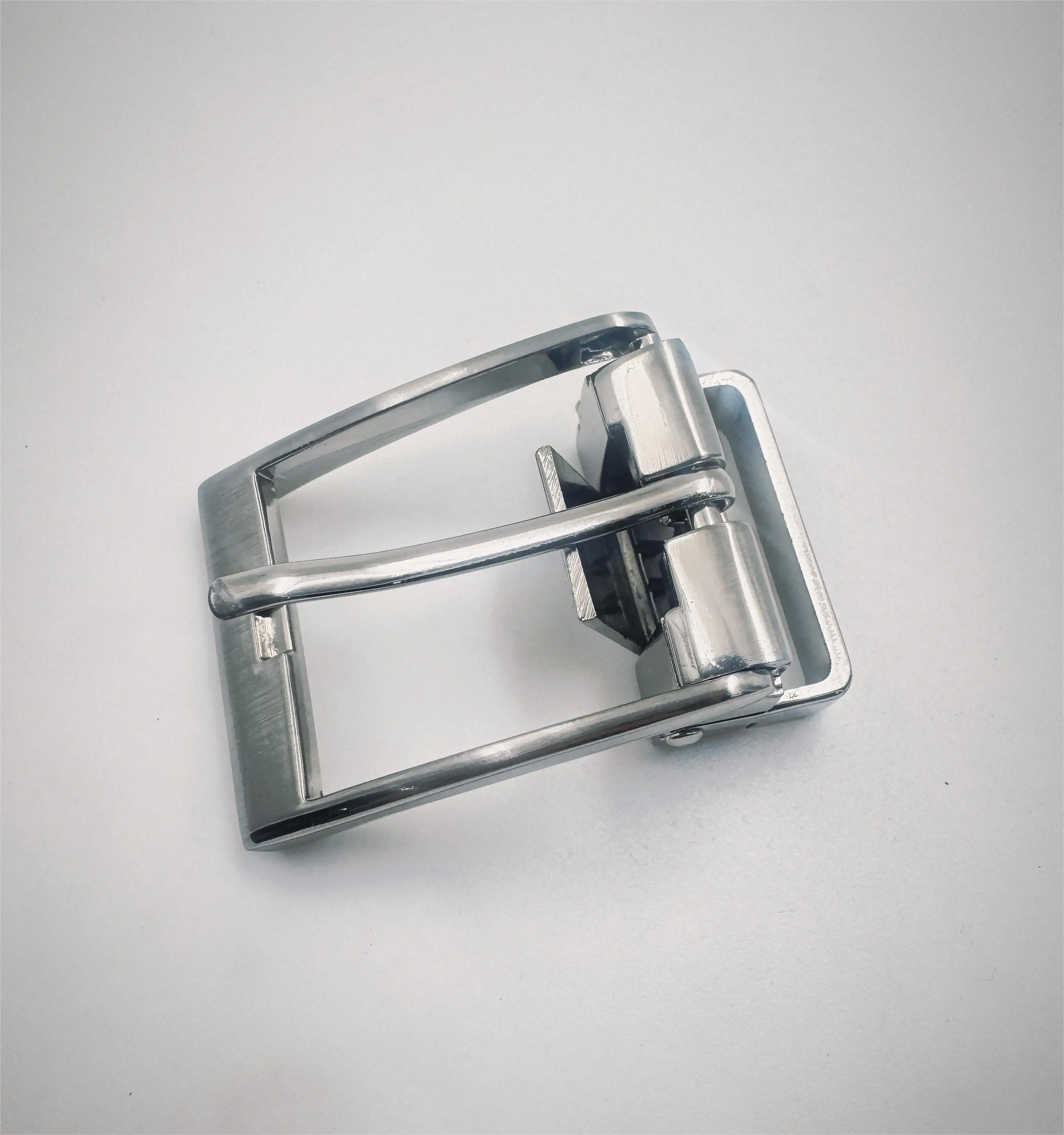 Wholesales 2024 New Design Belt Pin Clip Buckle 3.0cm Buckle - Buy Belt ...