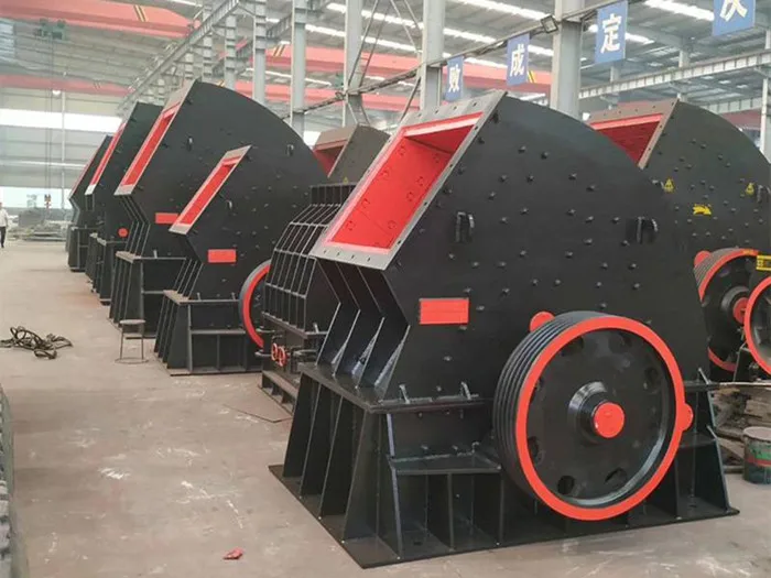 Mini Mobile Laterite Hard Rock Stone Crusher - 250x400 Jaw