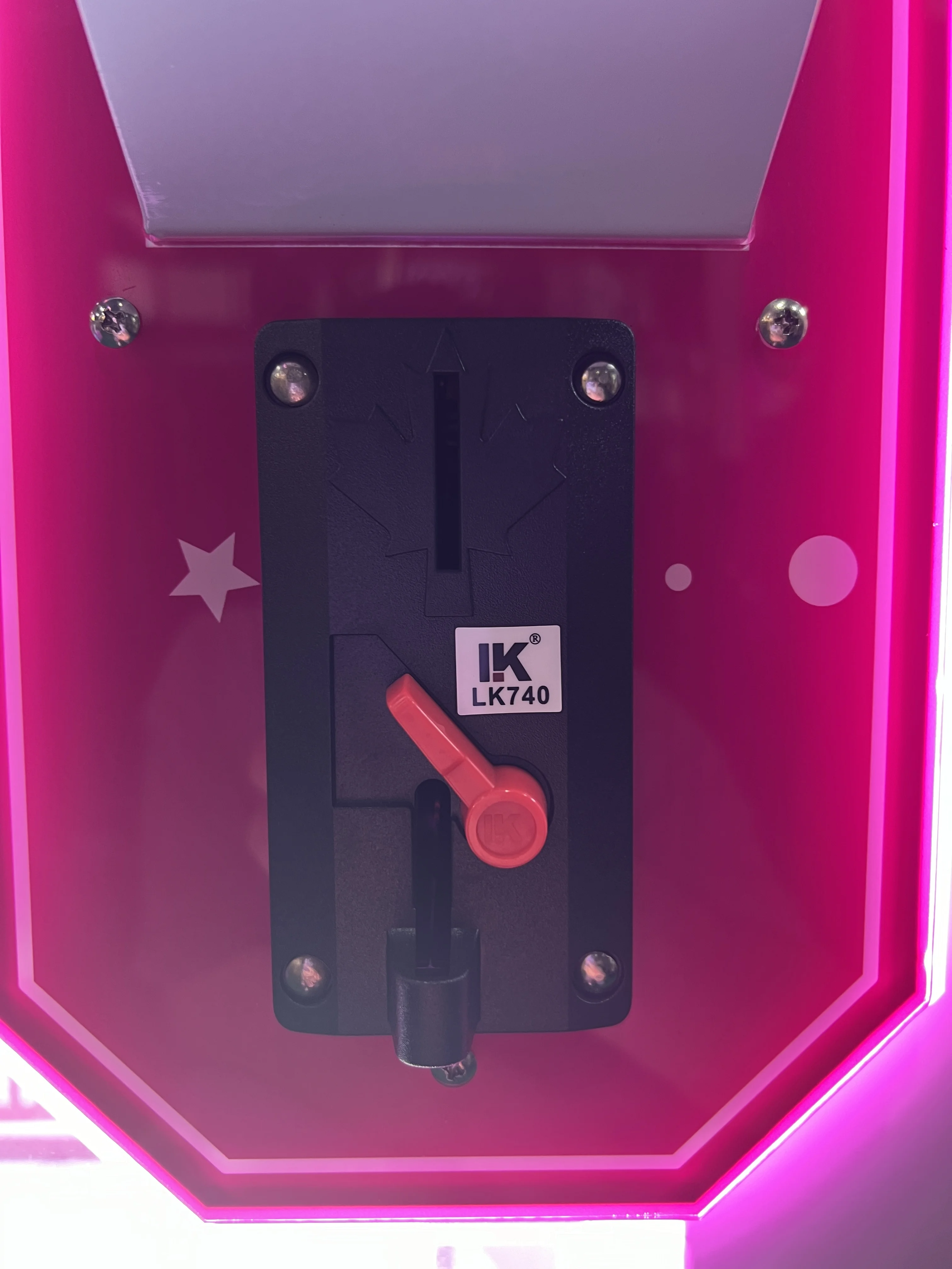Customized Pink Prize Machine & Coin Operated Arcade Game - Oem
