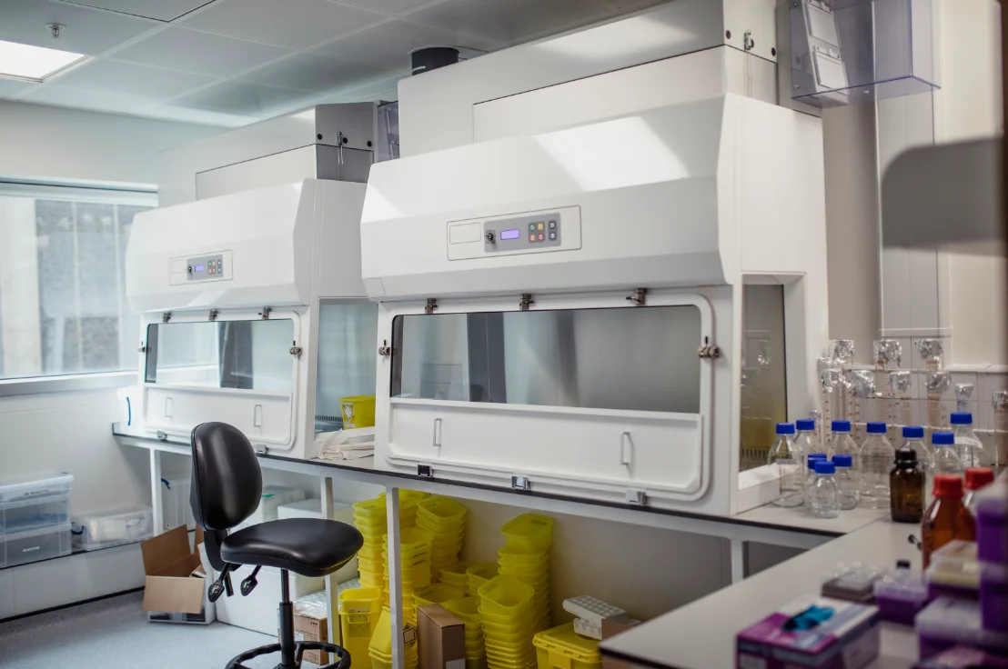 Cleanroom Certified Laminar Flow Hood System, Modular Design for ISO ...