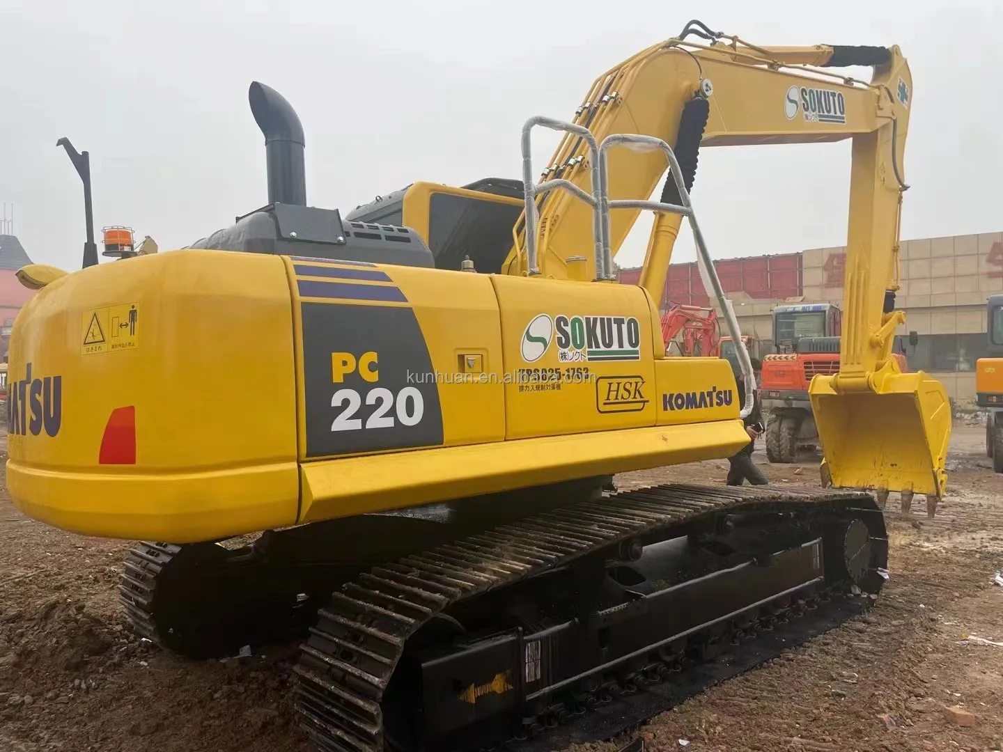Komatsu Used Engineering Pc200-8 Pc220 Komatsu Excavator Pc200 Made In ...