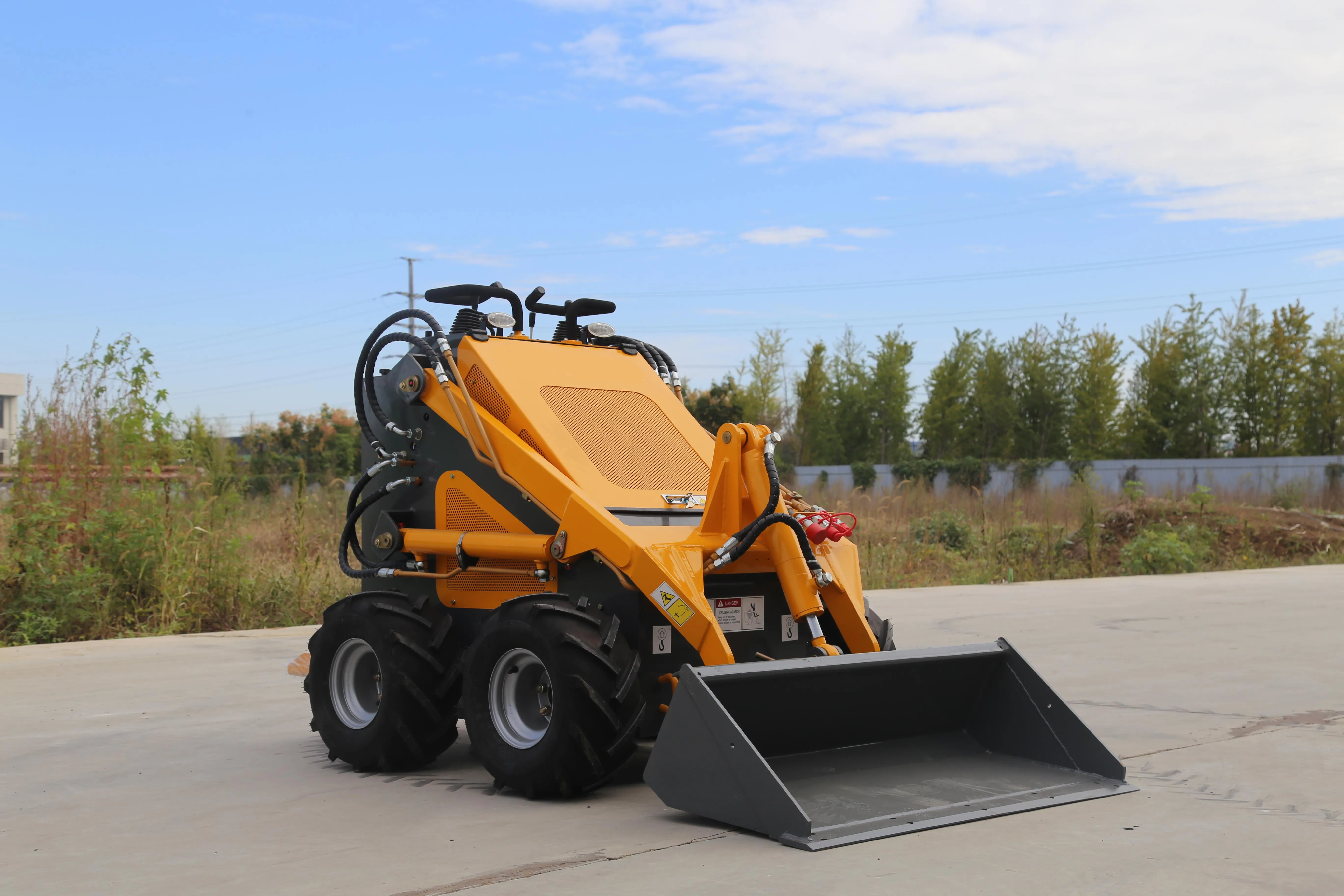 Nuoman Walk Behind Wheel Mini Skid Steer Loader Small Loader - Buy Mini ...