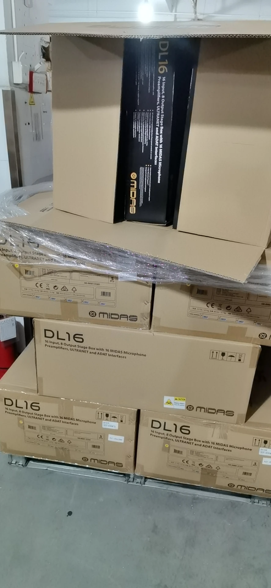 Midas Dl16 Stage Box 16 Inputs & 8 Outputs Use With Midas M32/m32r Live ...