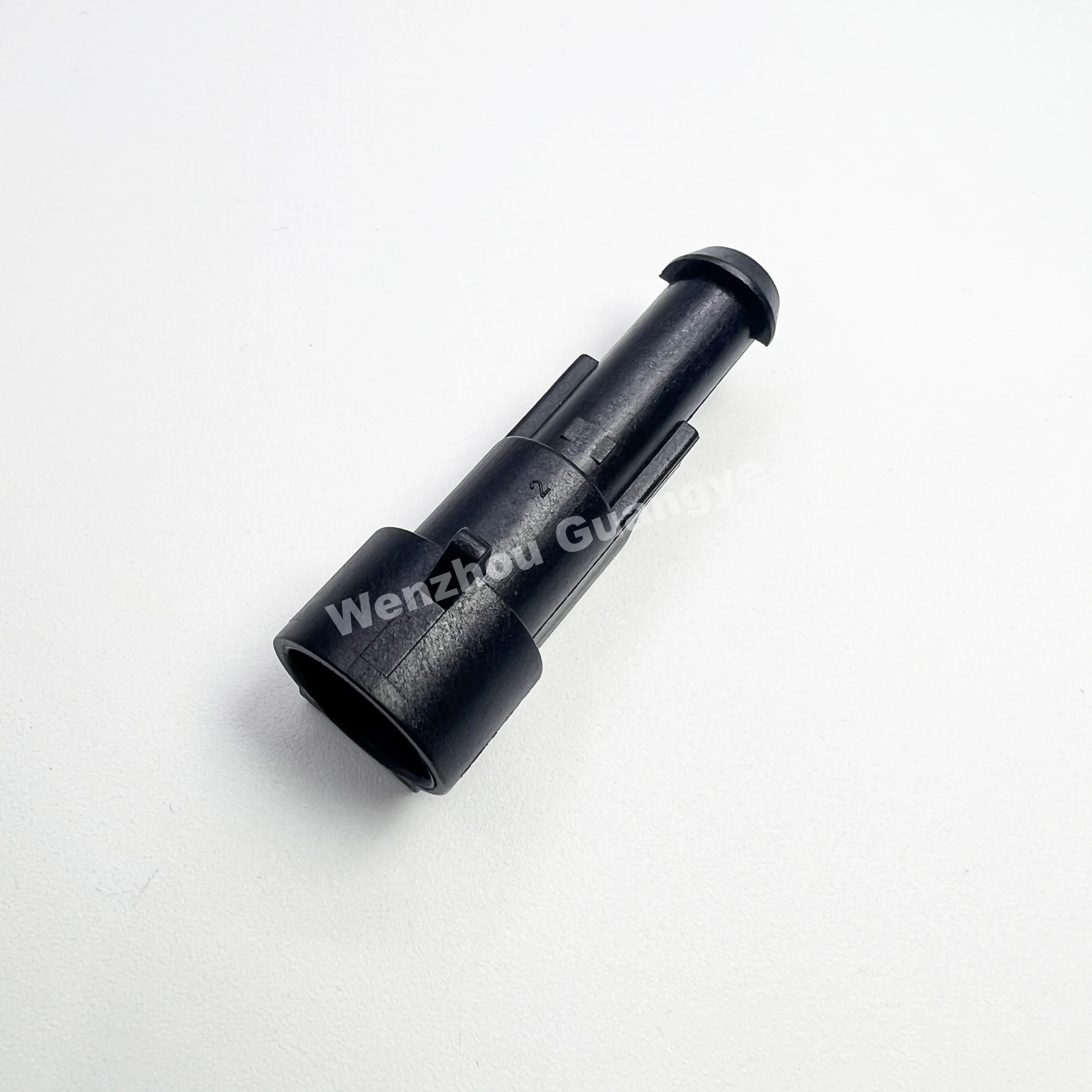282079-1 282103-1 Female Superseal 1.5 Series 1 Pin Connectors