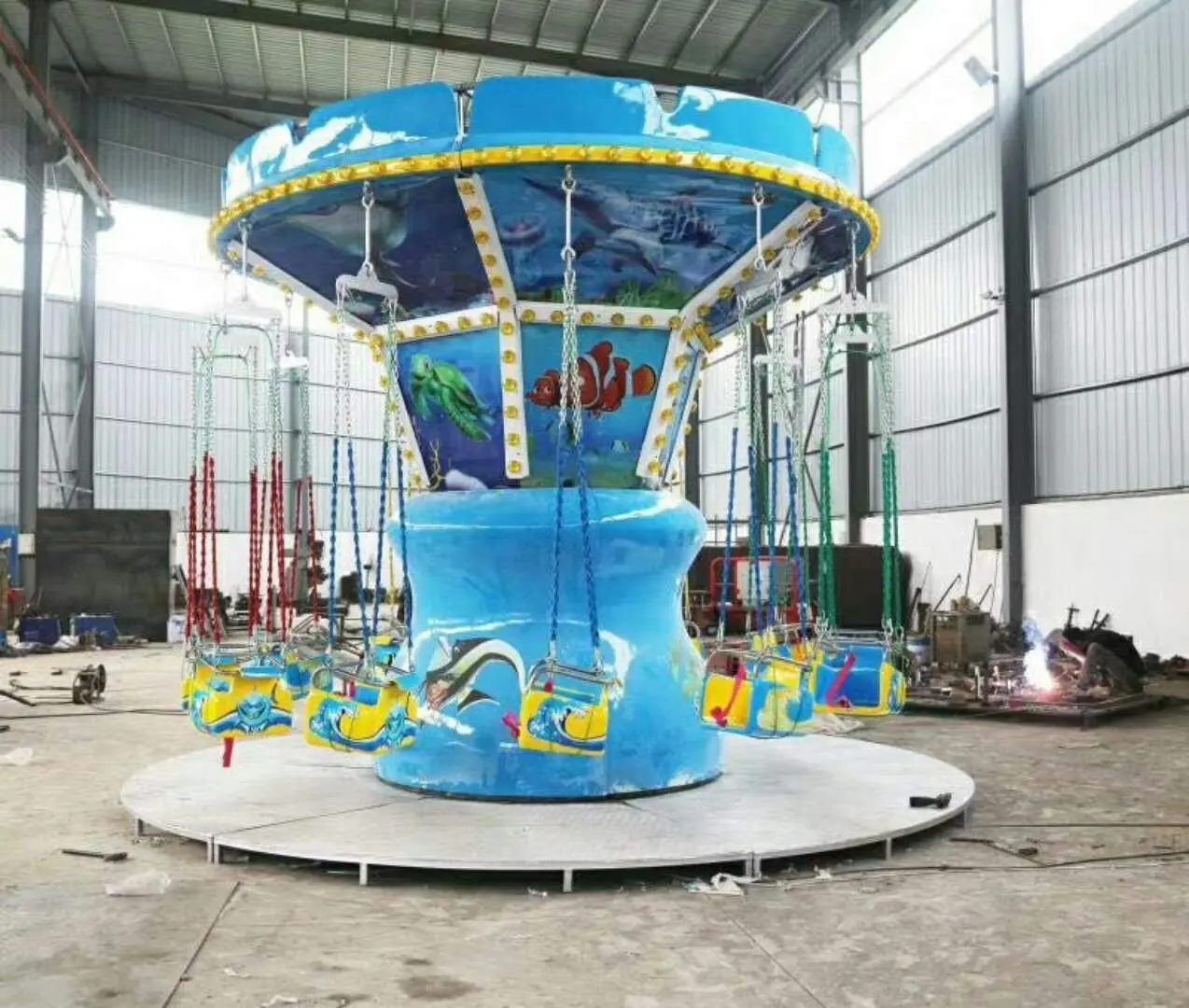 Fairground Amusement Park Equipment Outdoor 32 Seats Swing Spinning ...