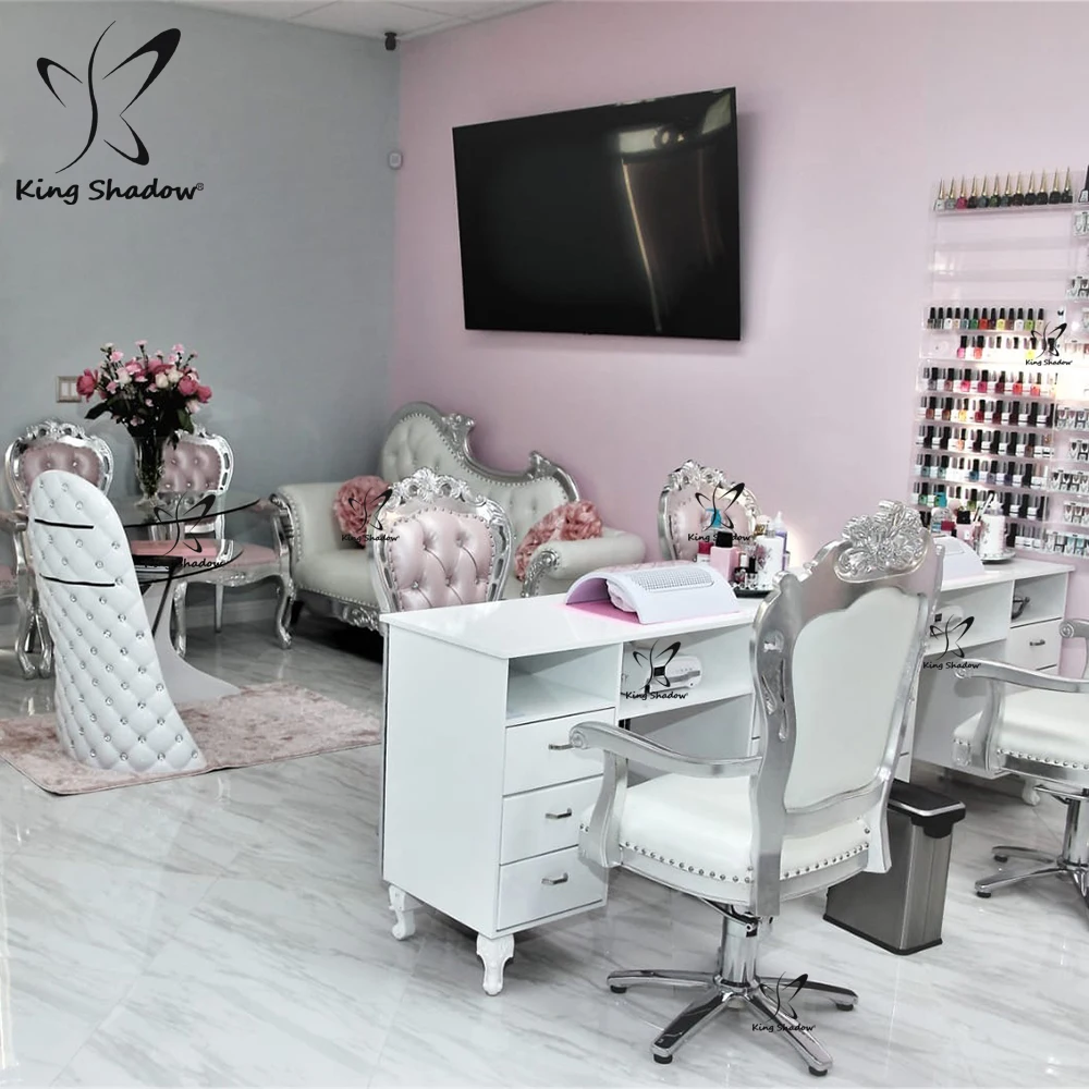 Manicure Table Setup