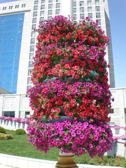 SOL Eco-Friendly Half Round Planter Lamp Post Flower Pot