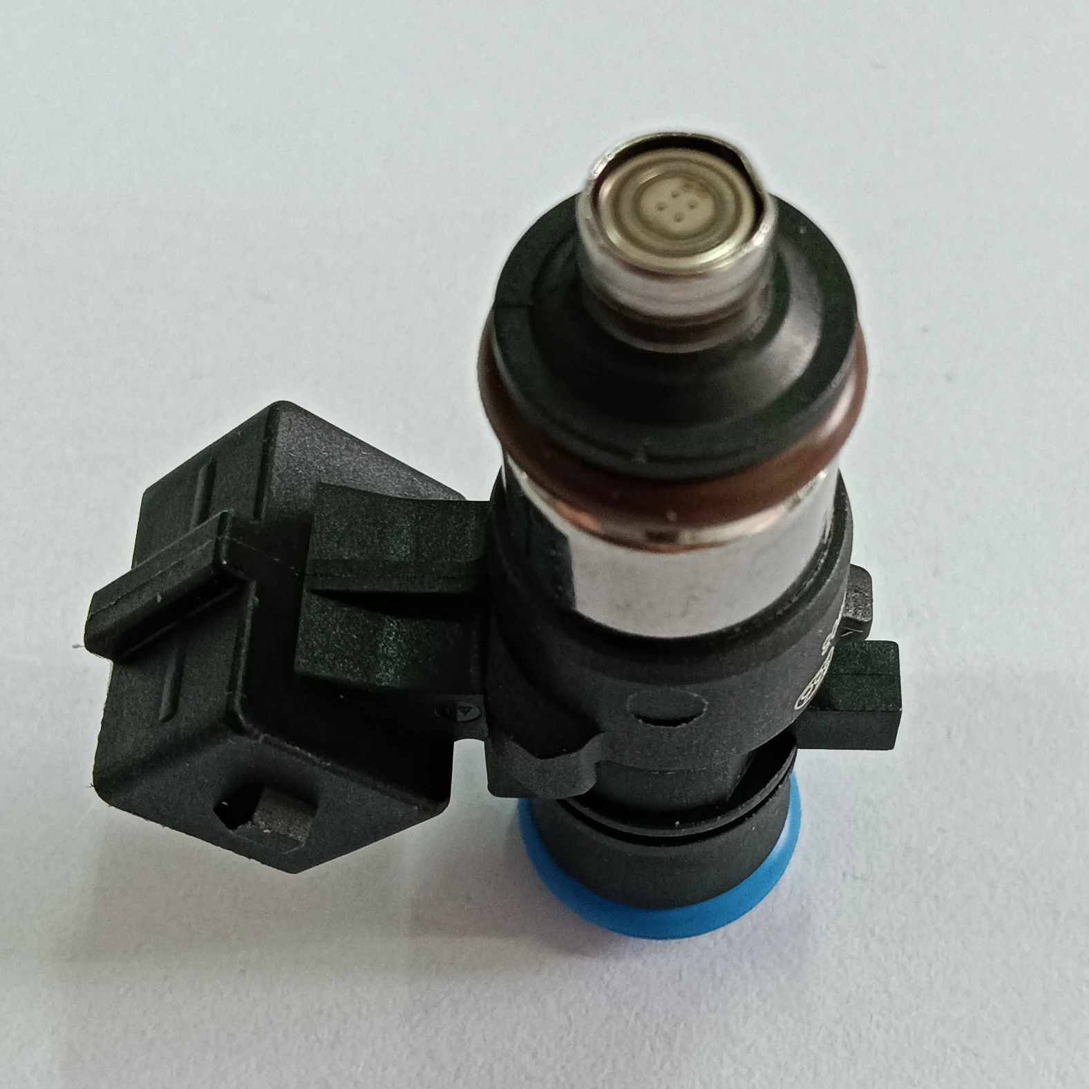 Alibaba.com: KYY F01R00MG08 Fuel Injector for Lifan250 v16, 4 holes ...
