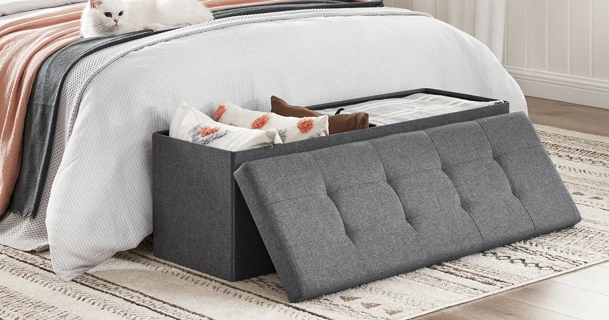 SONGMICS Modern Bed End Ottoman - Stylish Storage Solution