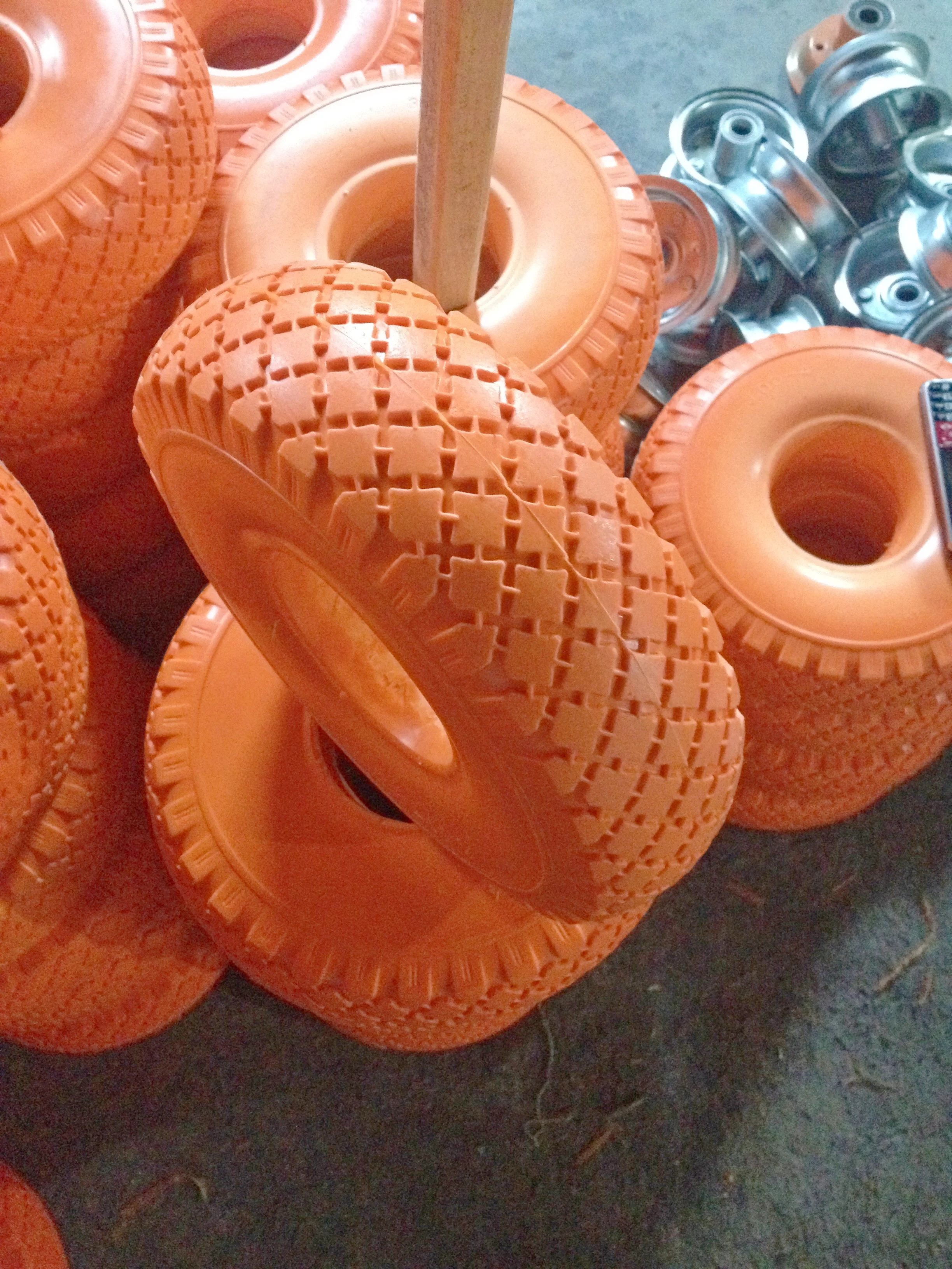 Oem Factory Flat Free Pu Foam Wheel For Hand Truck Tyre (3.00-4/300-4 ...