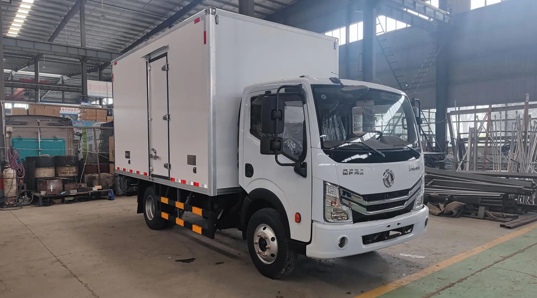 Dongfeng Dfac Duolika Refrigerated Van Truck Freezer Box Truck For Food ...