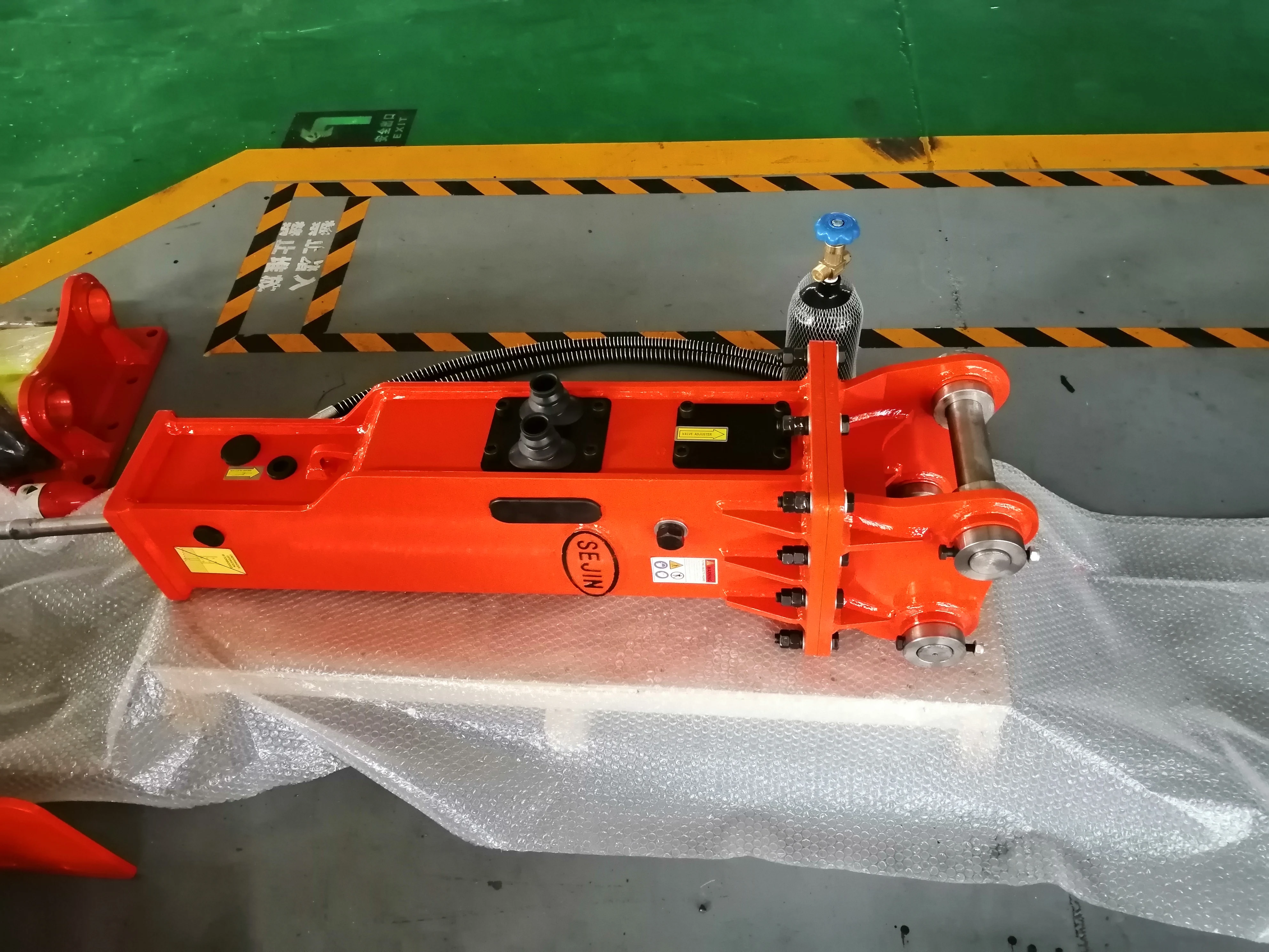 SB45 SEJIN850 Excavator Hydraulic Breaker Hammer Widely Used and ...