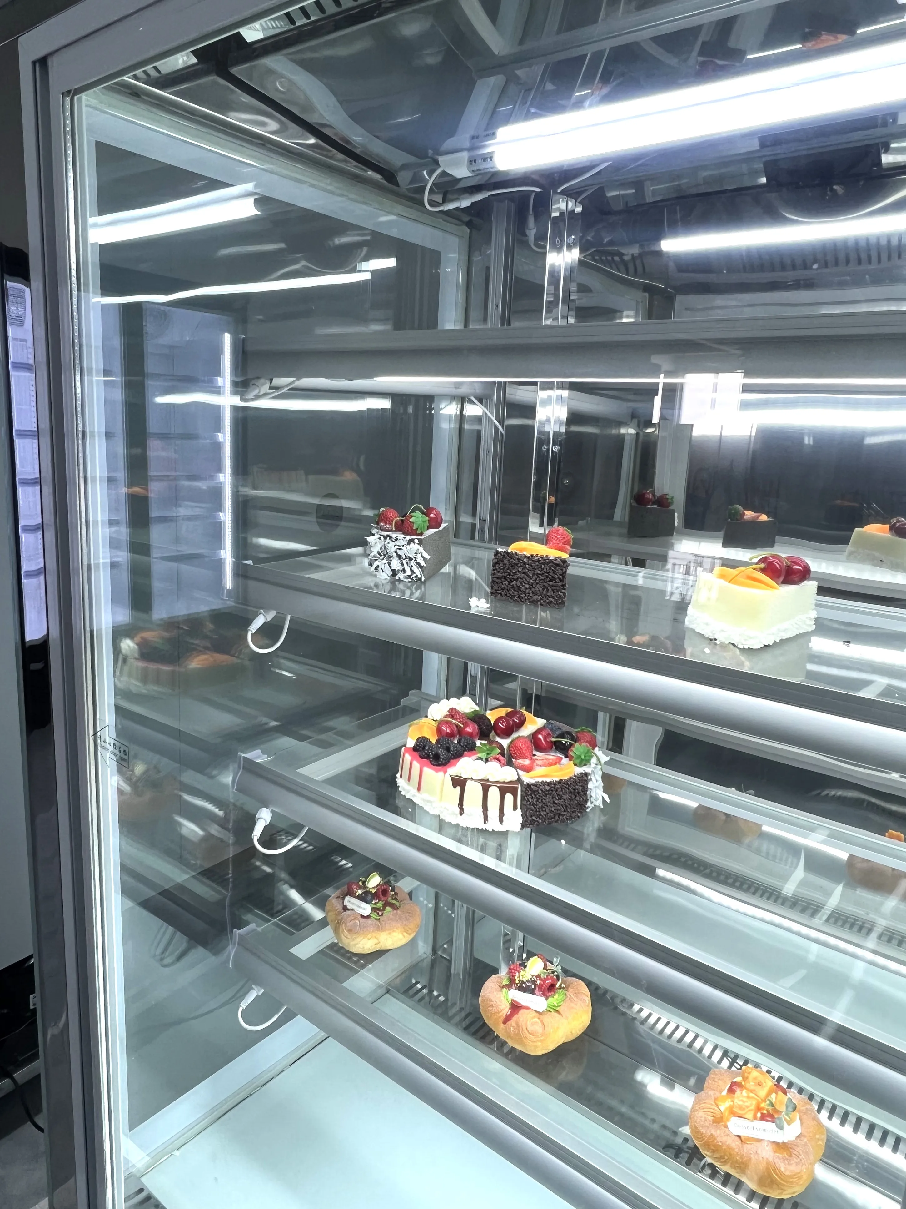 Vertical Open Air Cooling Cake Refrigerated Display Case Upright Open ...
