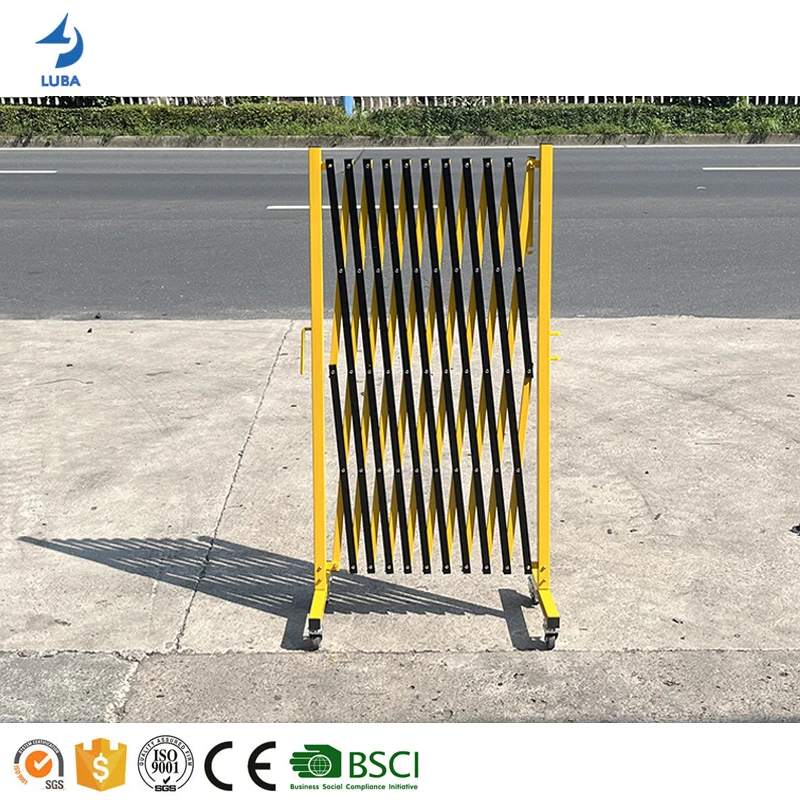 LUBA Fencing Expanding Barricade - Durable & Retractable