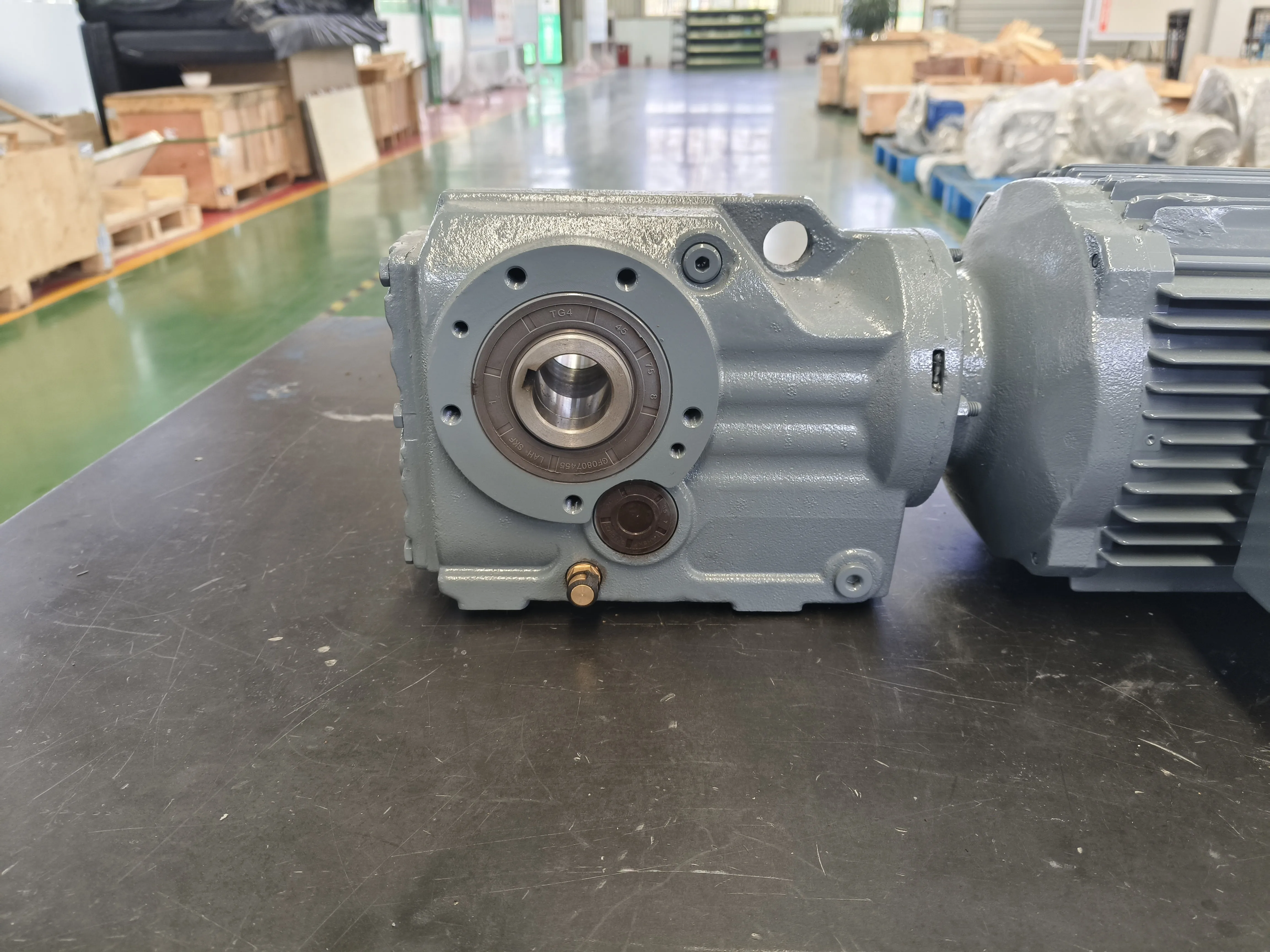 Ac Motor Speed Gearbox Gear Reducers - Buy Ac Gear Motor Speed Reducers ...