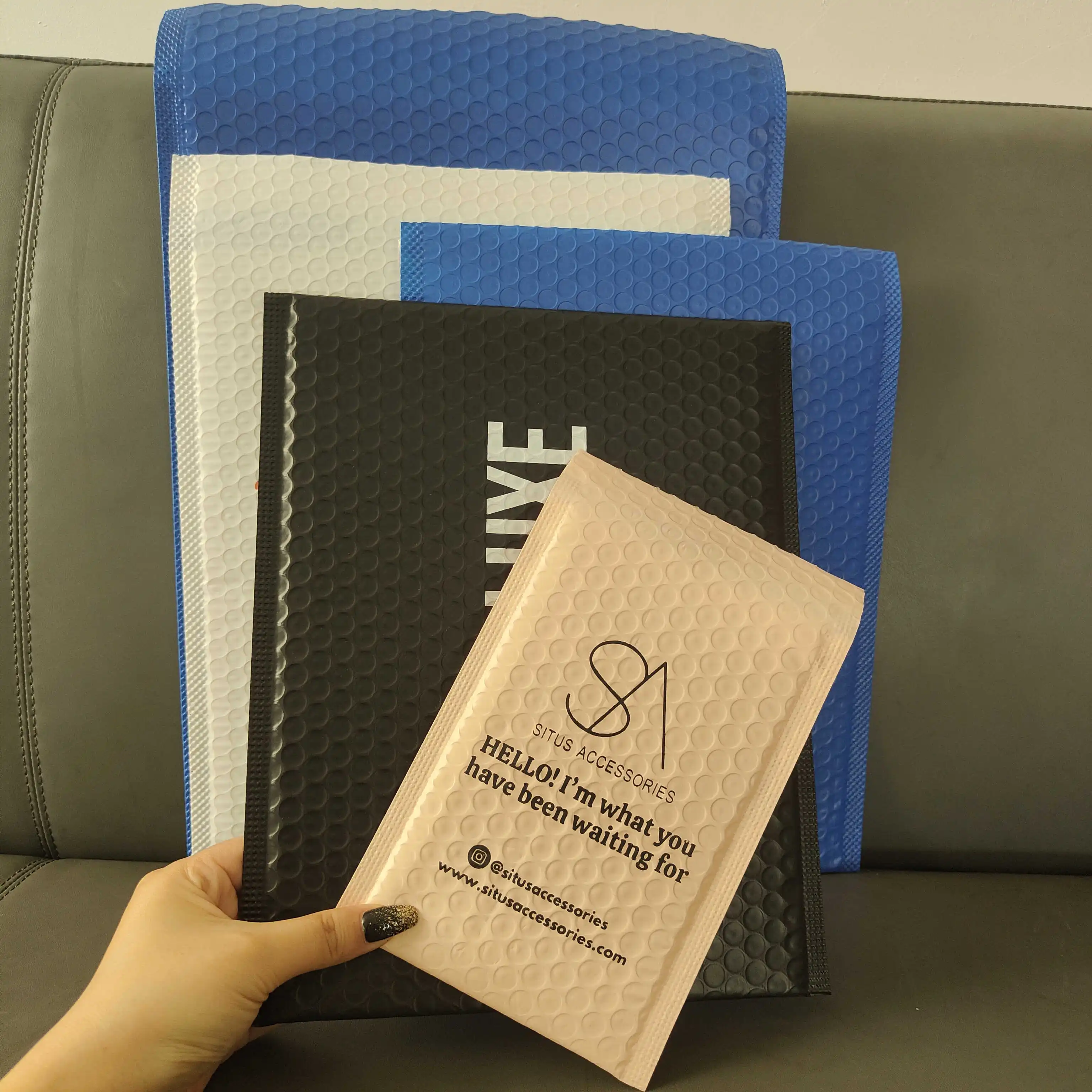 Customized Poly Mailing Bags - Eco-Friendly & Durable