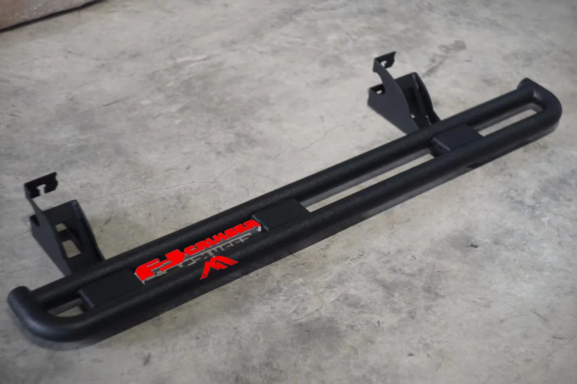 Nerf Bars Running Boards for Toyota FJ Cruiser - Durable & Stylish