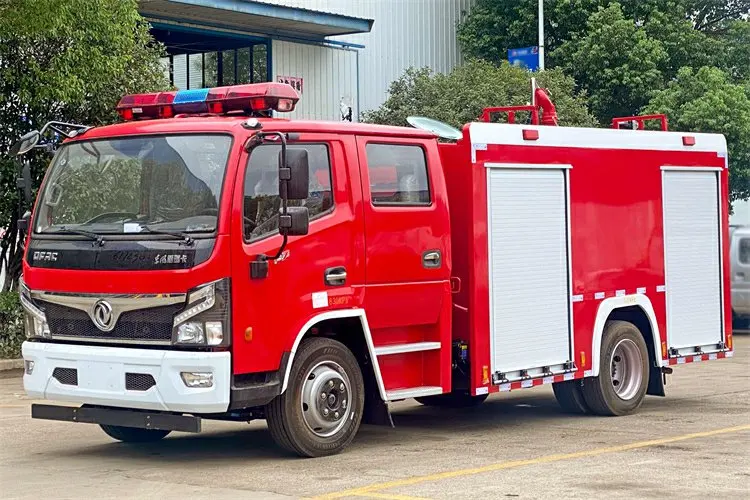 SINOTRUK HOWO 8x4 Fire Fighting Truck 25000 Liters Water Tanker Fire ...