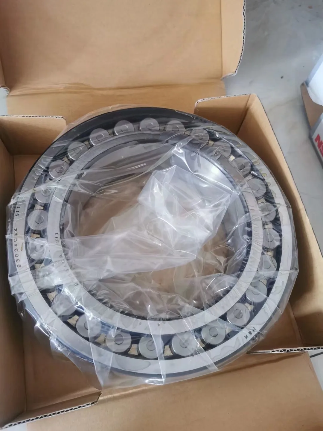 Spherical Roller Thrust Bearing 29428e 29328e Thrust Roller Bearing ...