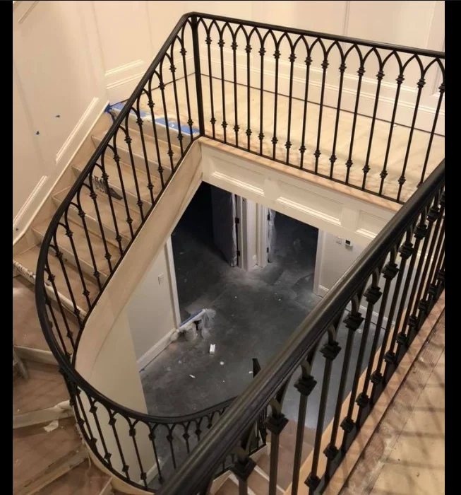 Modern Luxury Iron Brass Stair Baluster Indoor Stair Railing Brass ...
