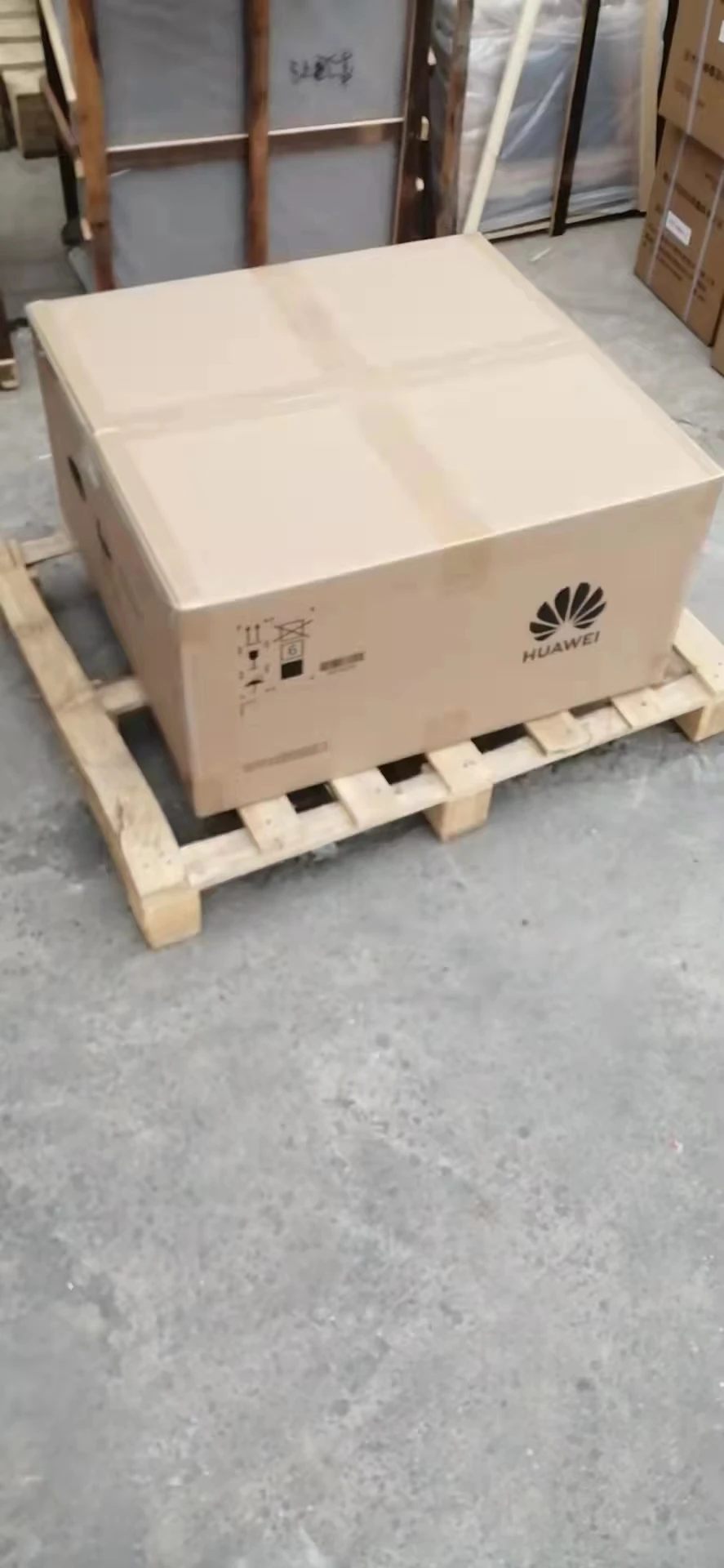 Huawei Backup Box-b1 For Solar Inverter Three Phase Backup Box - Buy ...