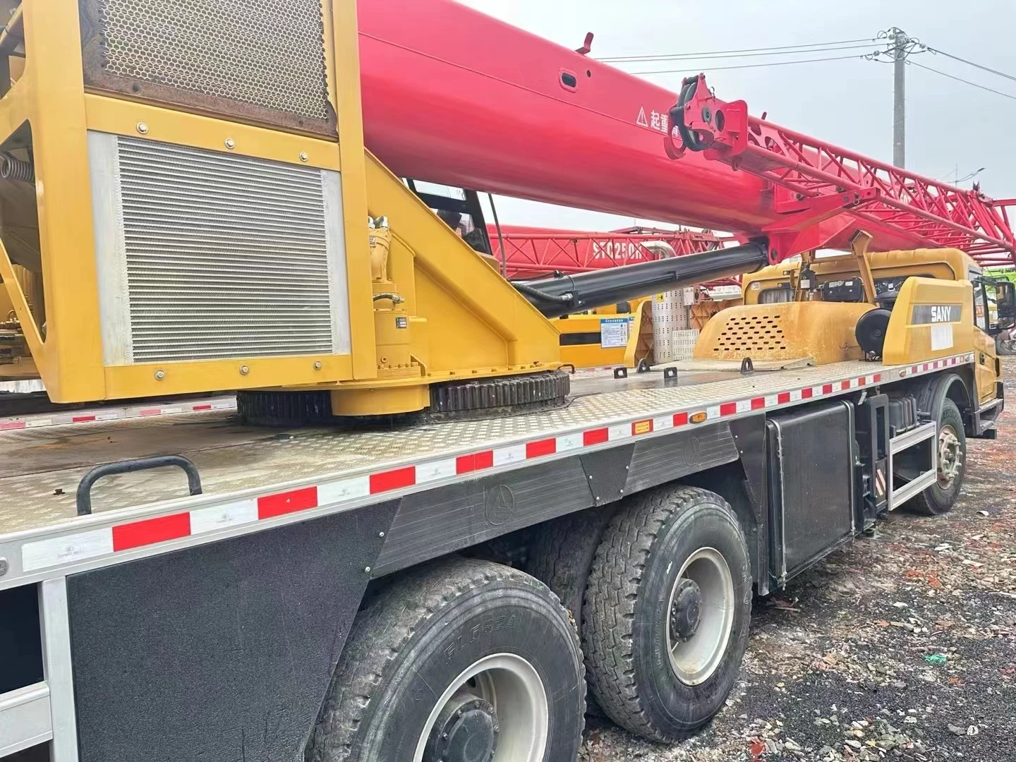 Stc300e5 Crane Truck 30 Tons Of New Mobile Used Truck Crane,The Maximum Lifting Height 50m - Buy ...