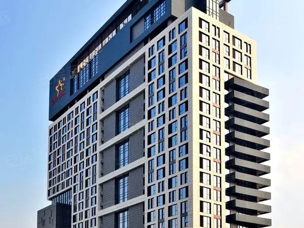 Flowserve Logix 3800 Series Digital Positioner Model 3821-28EA-D43R-0110-00