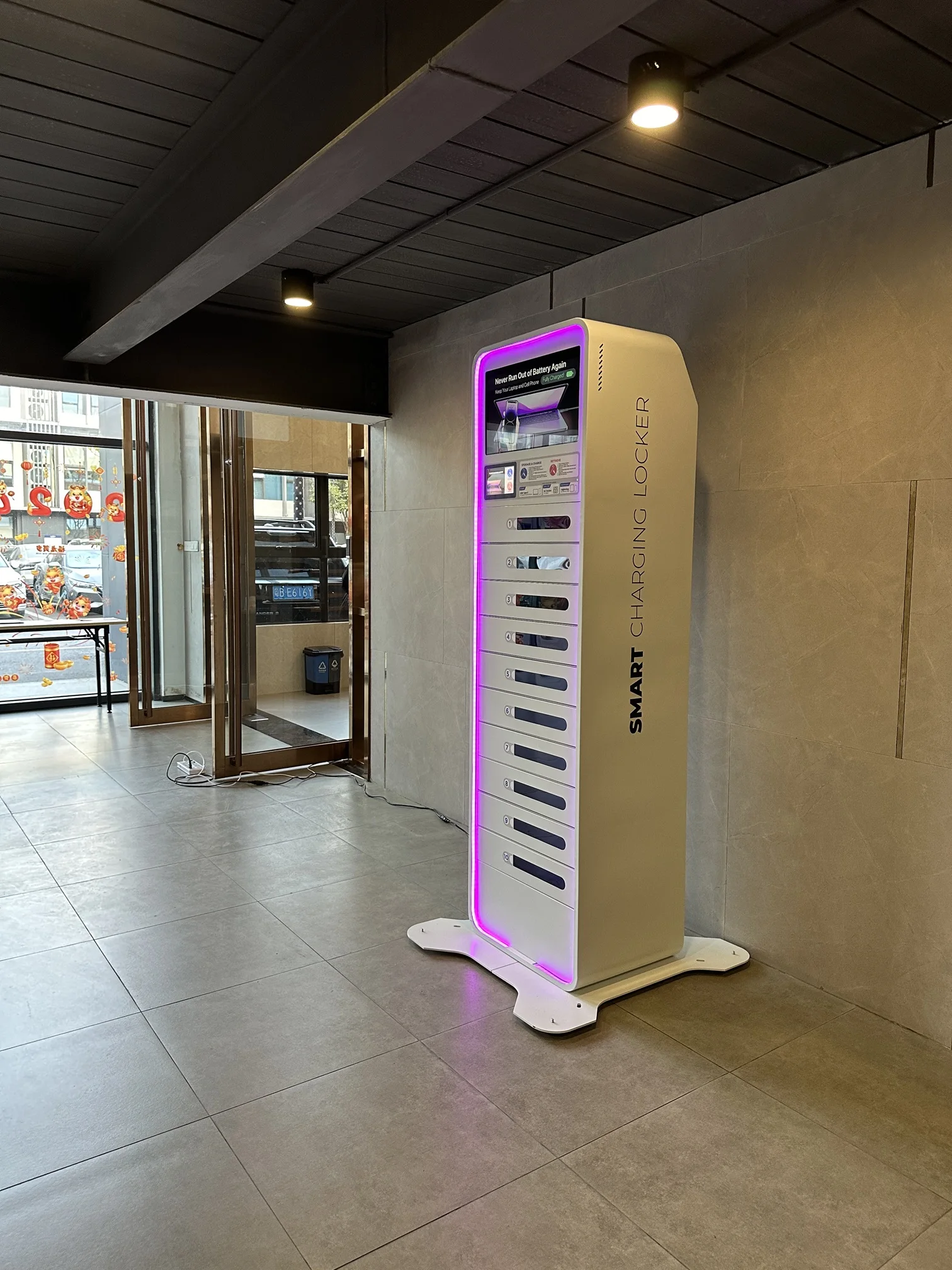 Y2 Power BEE 10bay Charging Locker - Fast & Safe Charging