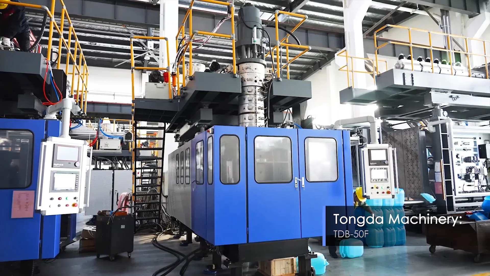 Fully Automatic 20l Plastic Jerry Can Hdpe Blow Moulding 25l Jerrycan Bottle Extrusion Blow ...