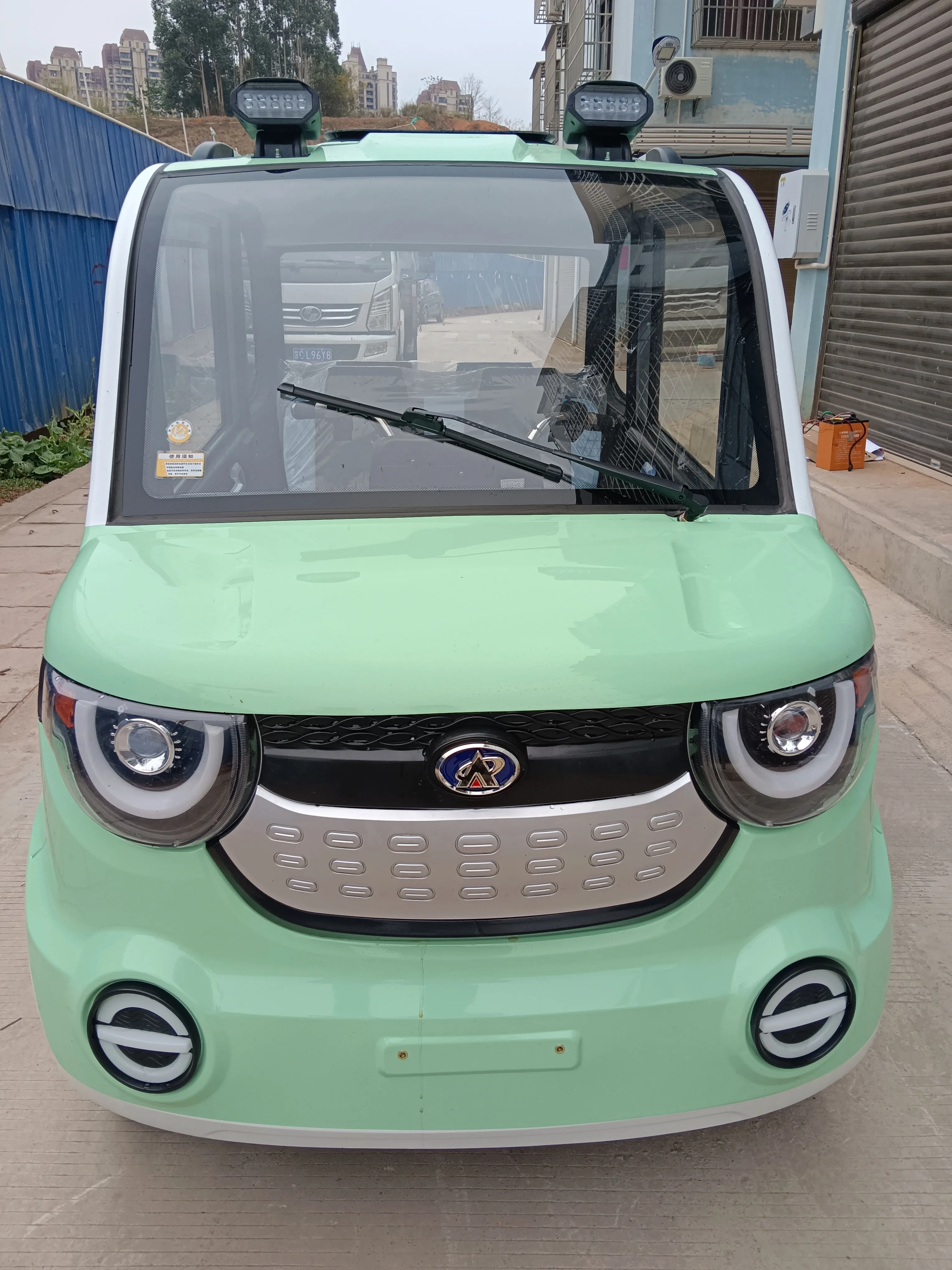 One Person Electric Car - 2 Doors, 4 Wheels for Adults