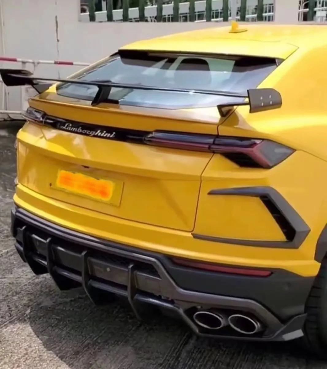 For Lamborghini Urus Carbon Fiber Spoiler Urus Upgrades SVJ-style ...