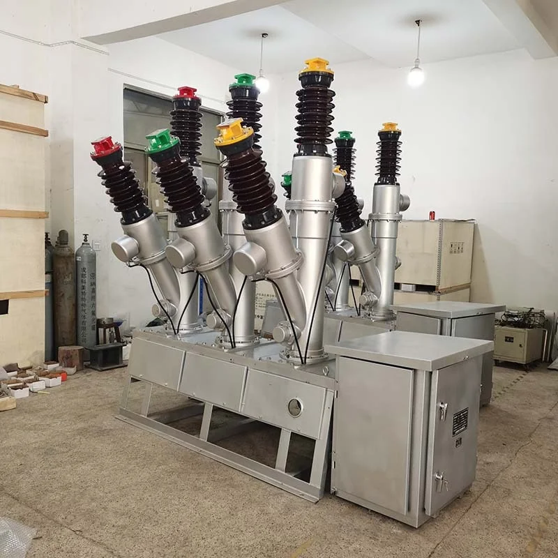 Outdoor High Voltage Vacuum Circuit Breakers SF6 72.5kV 2000A 31.5kA for Extreme Weather ...
