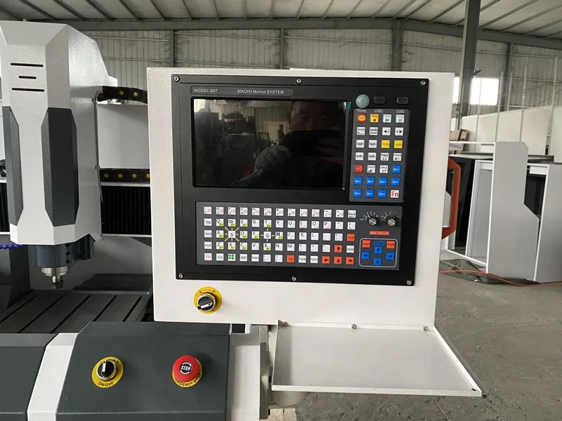 Remax 4040 Cnc Metal Router Milling And Engraving Machine - Buy Cnc ...