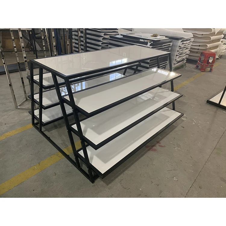 Clothes Shop Counters & Clothing Display Tables for Garment Retail ...