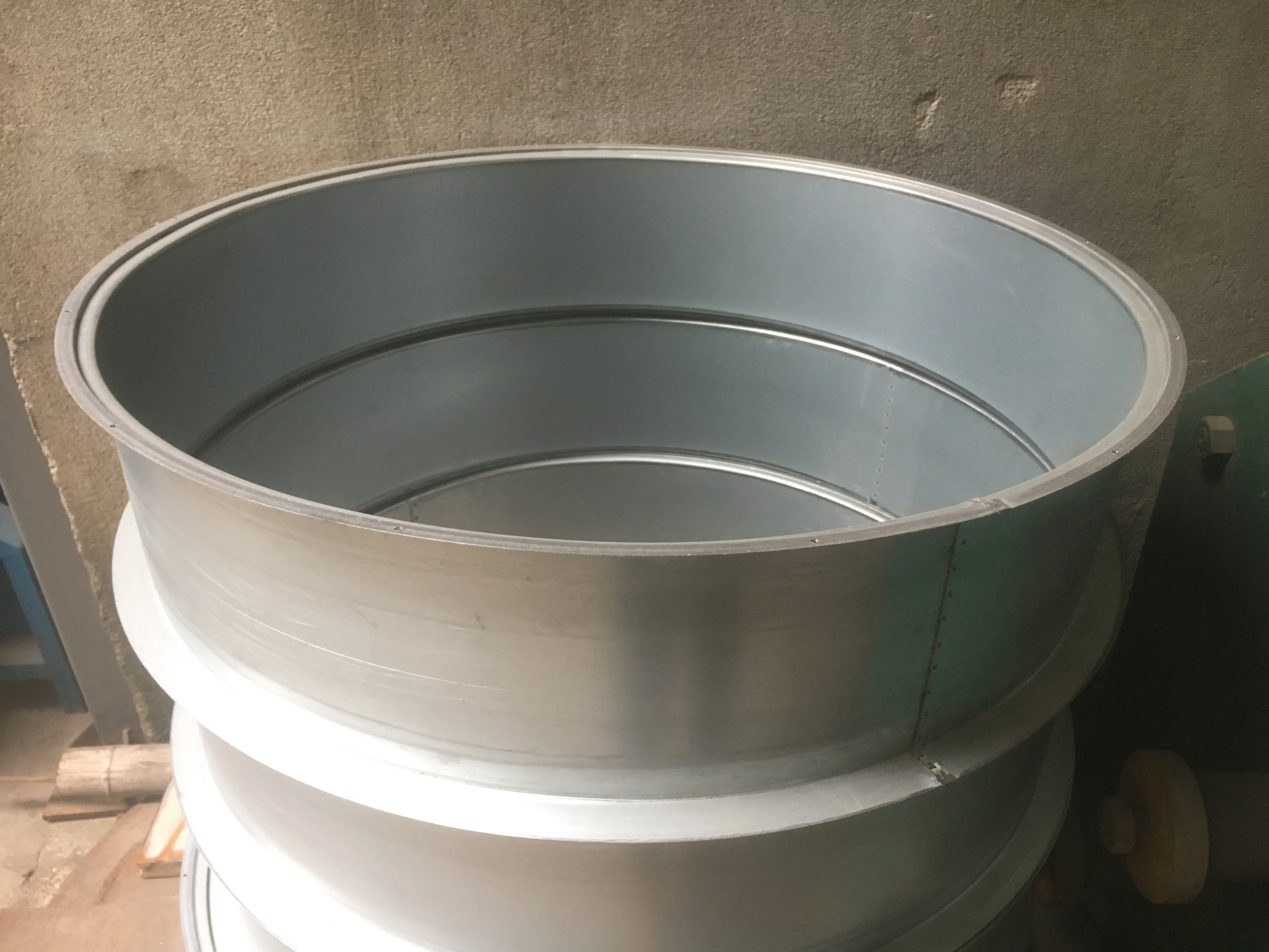 Automatic Axial Drum Blower Fan Inlet Cone Shell Forming Machine