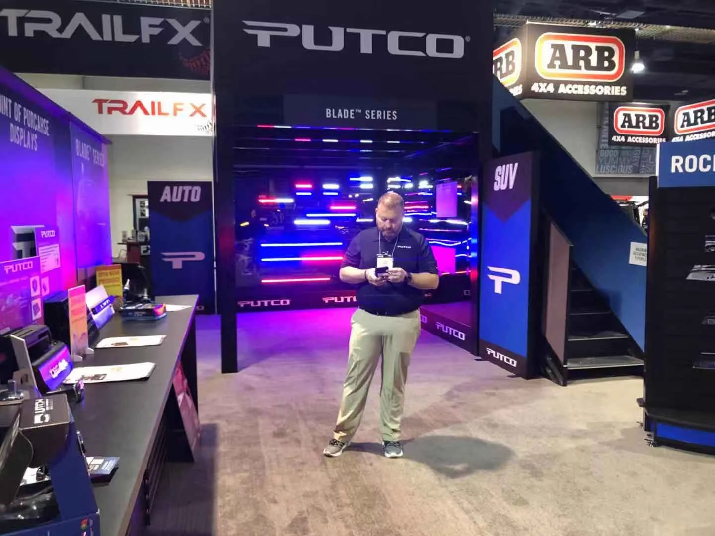 Custom Double Deck Exhibition Stands by Detian Display