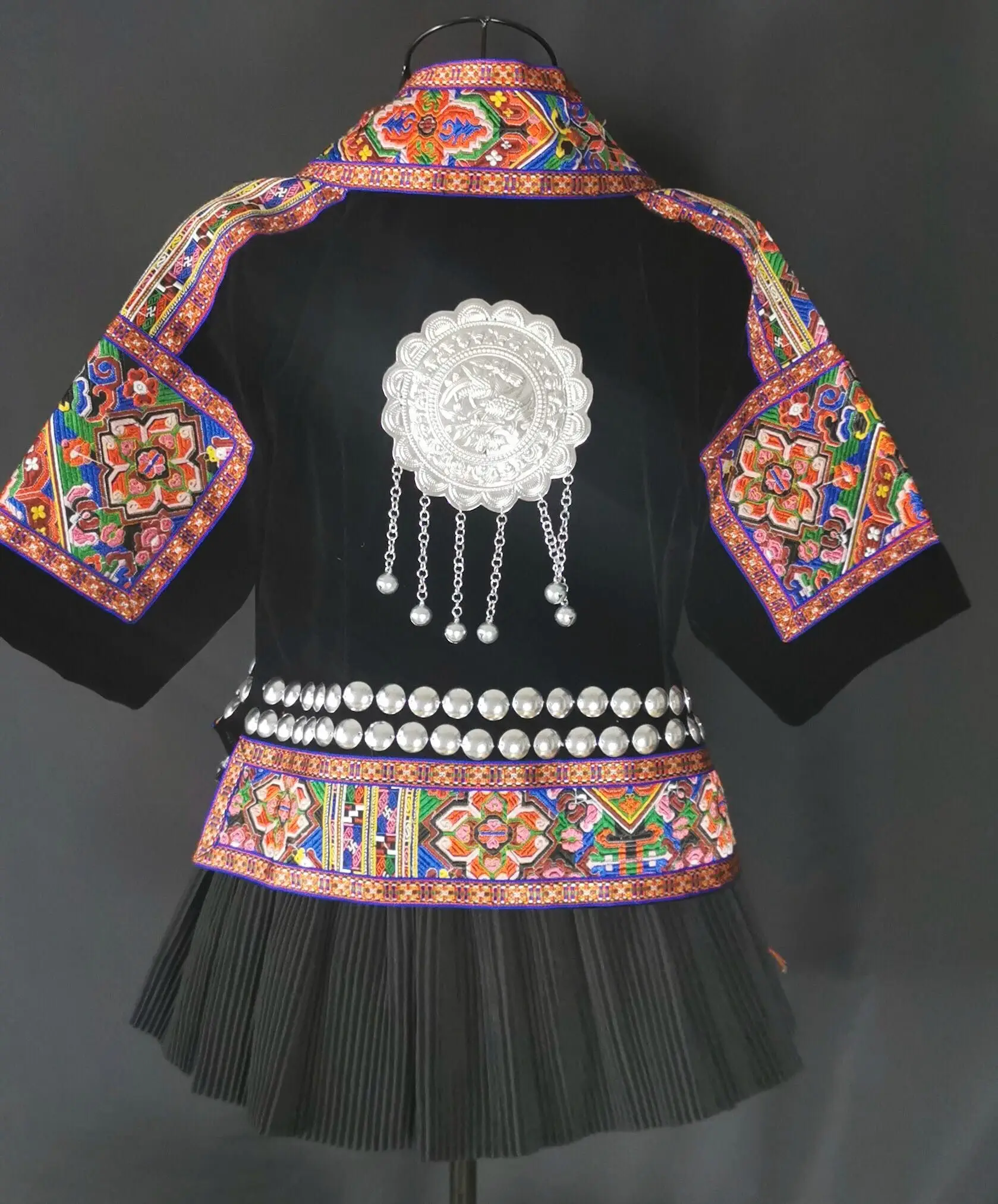 Lunaric Miao Hmong Women's Clothing - Embroidered Ethnic Dress